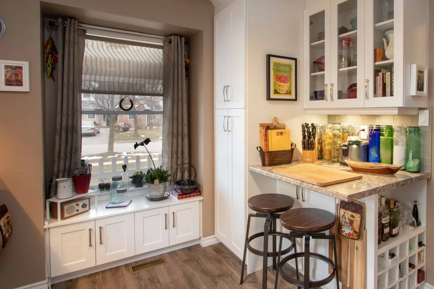 Small Kitchens: 10 Ways to Make Your Small Space Look Bigger — Multi ...