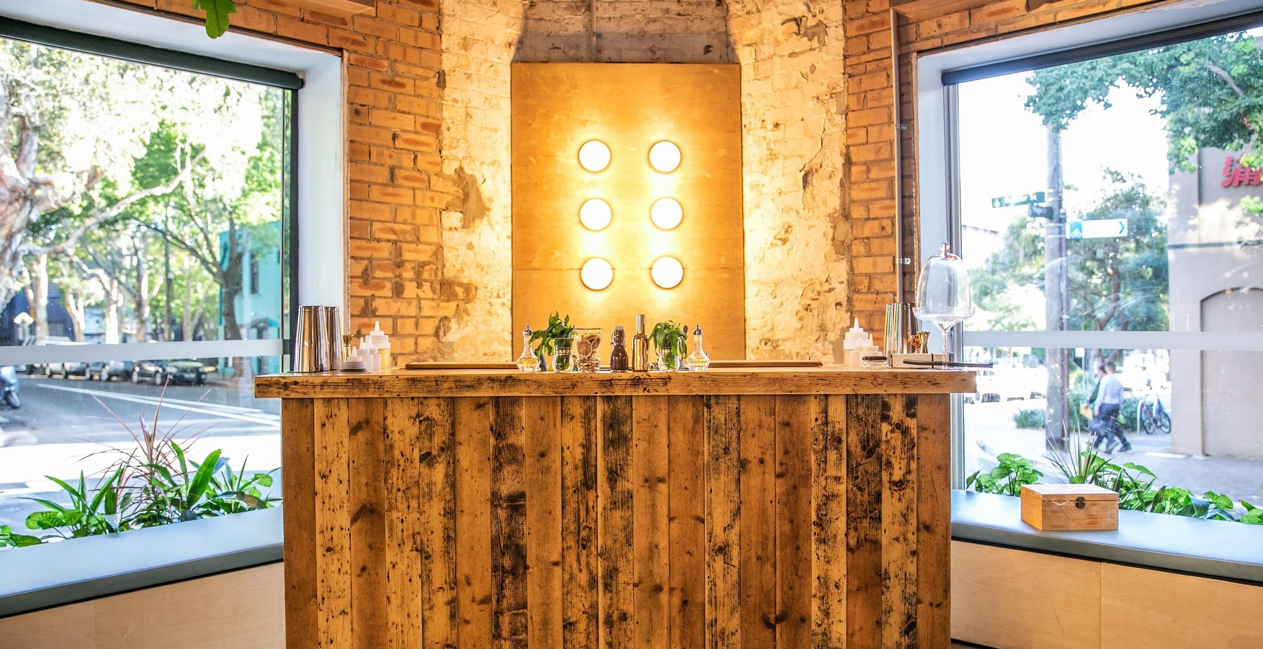 Mobile Bar Hire & Mobile Cocktail Catering Service - Creativity Project ...