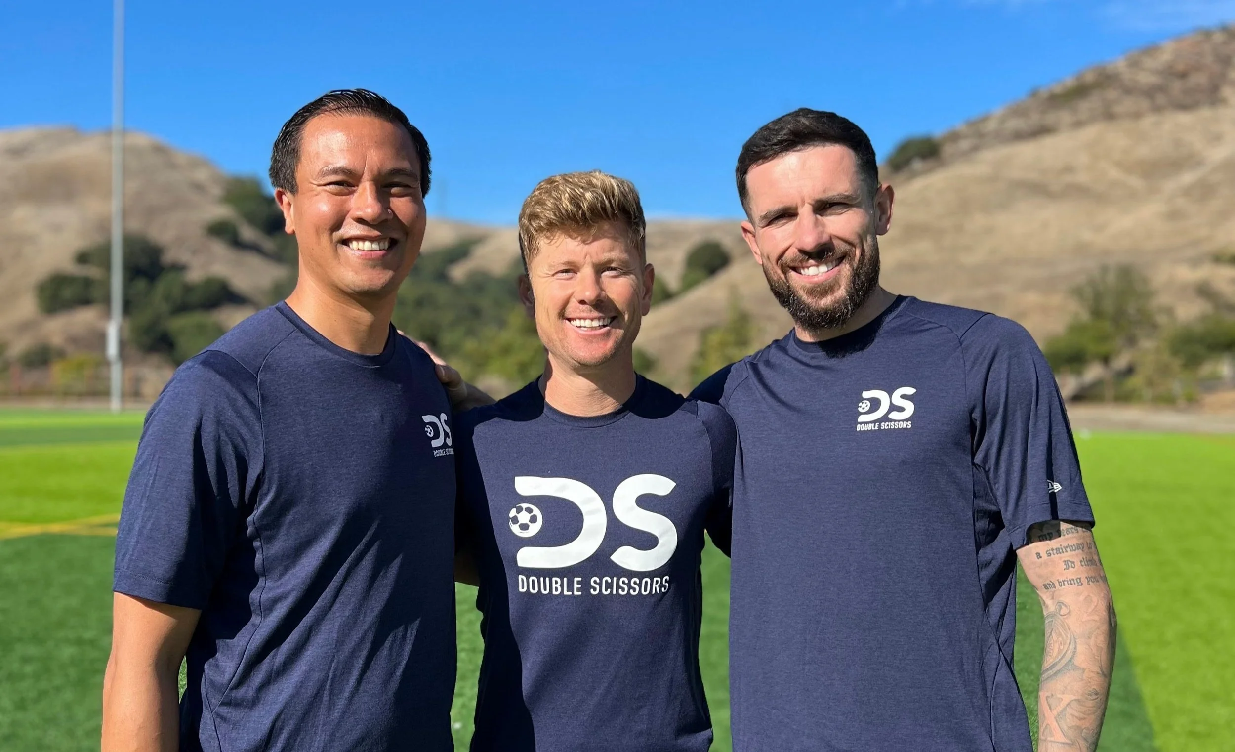 Coaches — Double Scissors