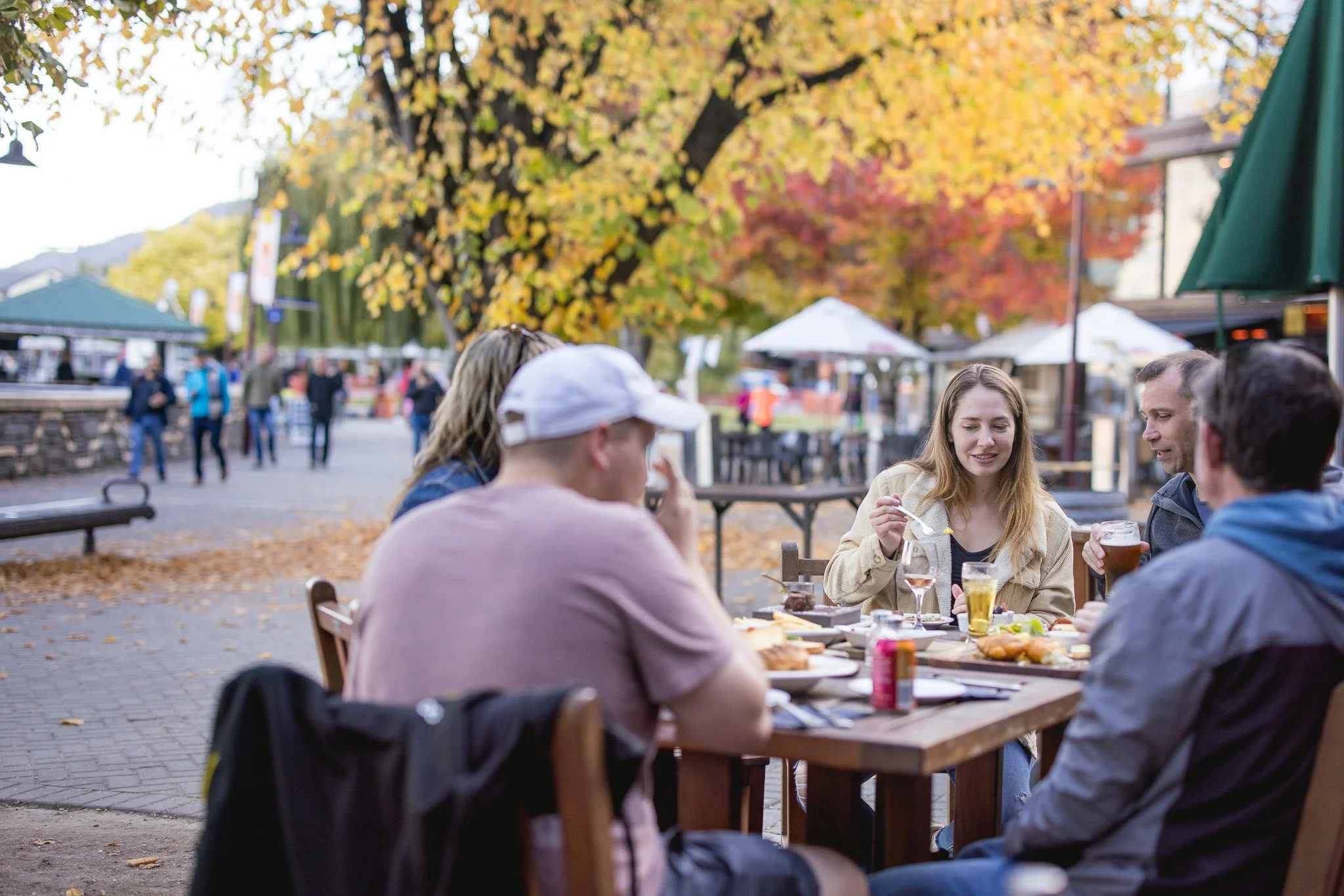Pog Mahone's Queenstown Irish Pub