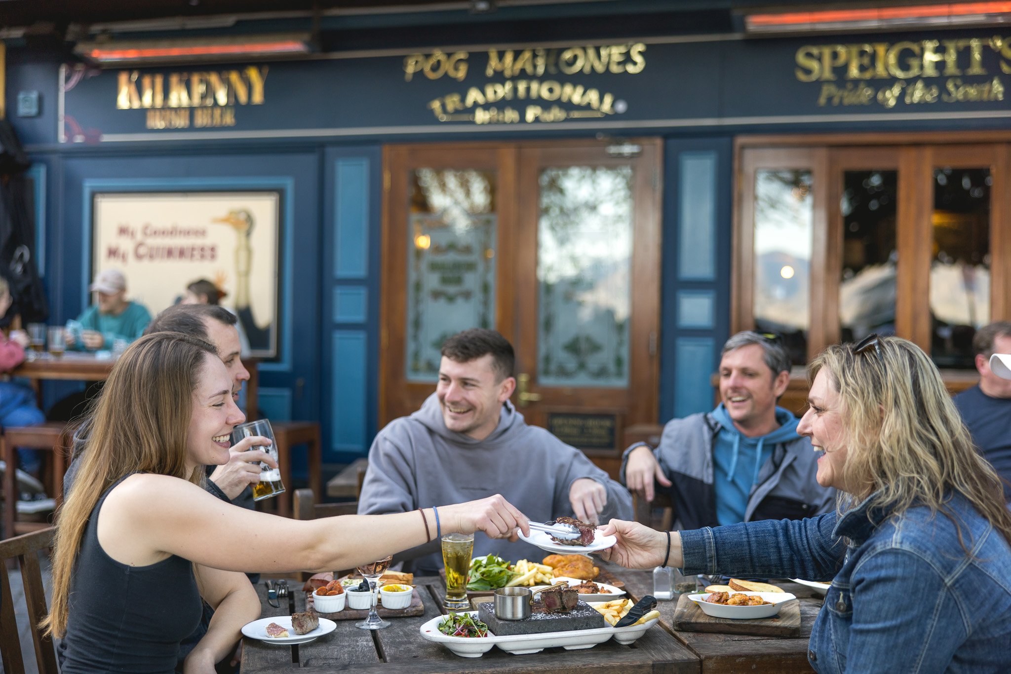 Pog Mahone's Queenstown Irish Pub