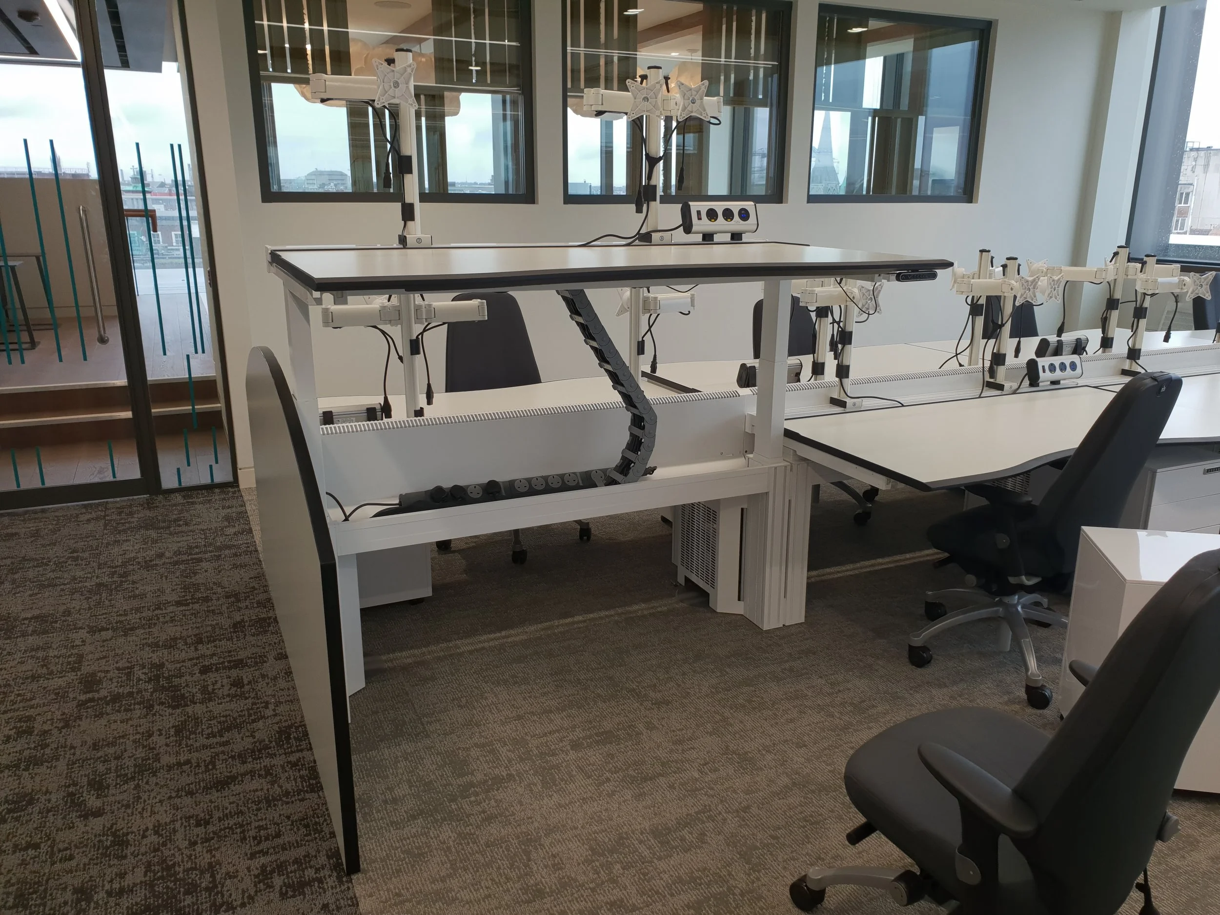Projects | Technology Desking™
