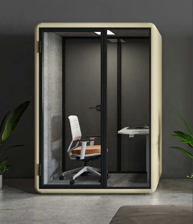 Why your workplace needs an acoustic office pod | Technology Desking™