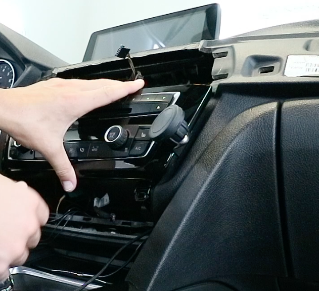 F30 BMW RENNLINE PHONE MOUNT — ThicWhips