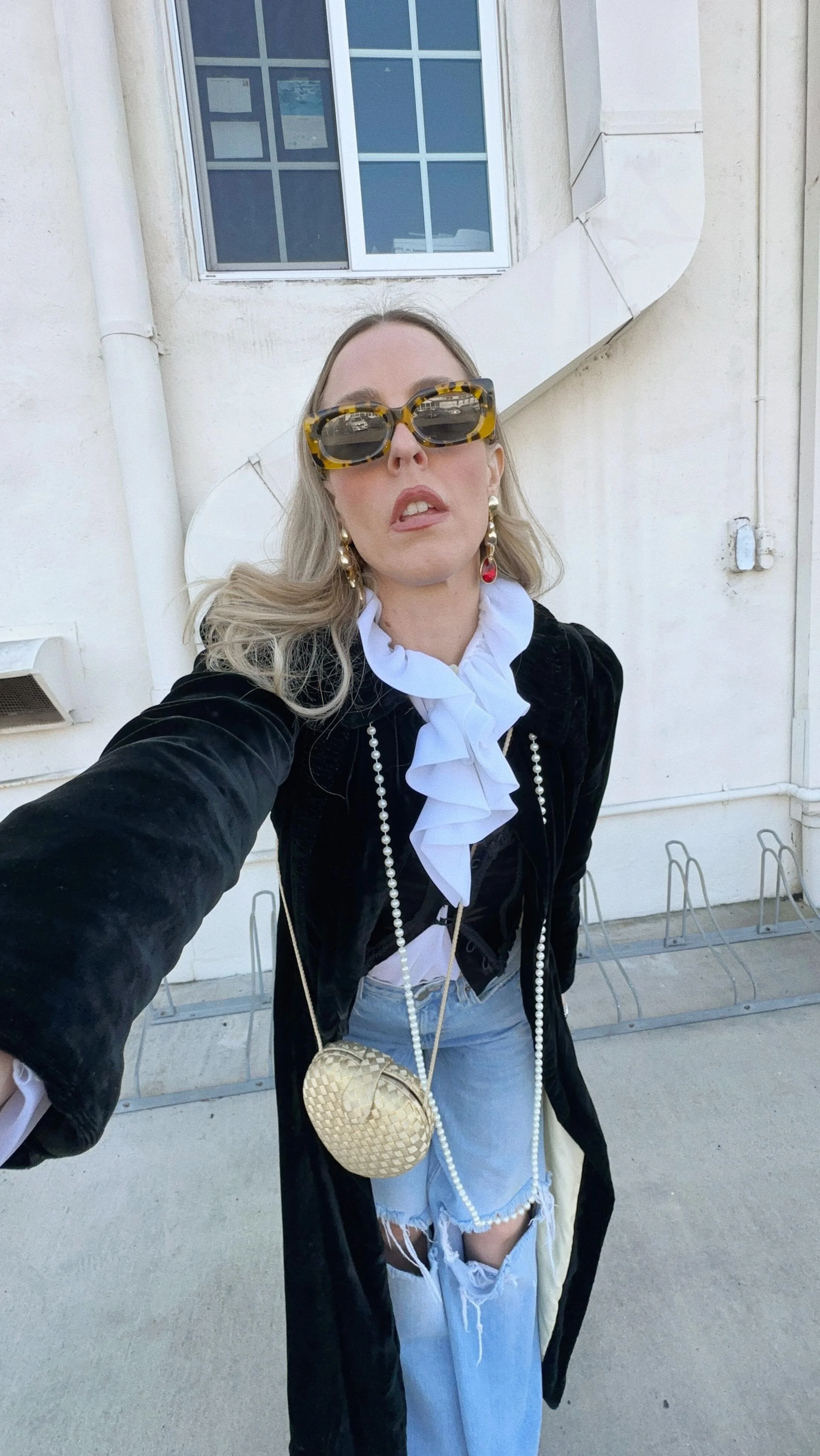 THE BUSINESS WOMAN'S SPECIAL — B. Jones Style