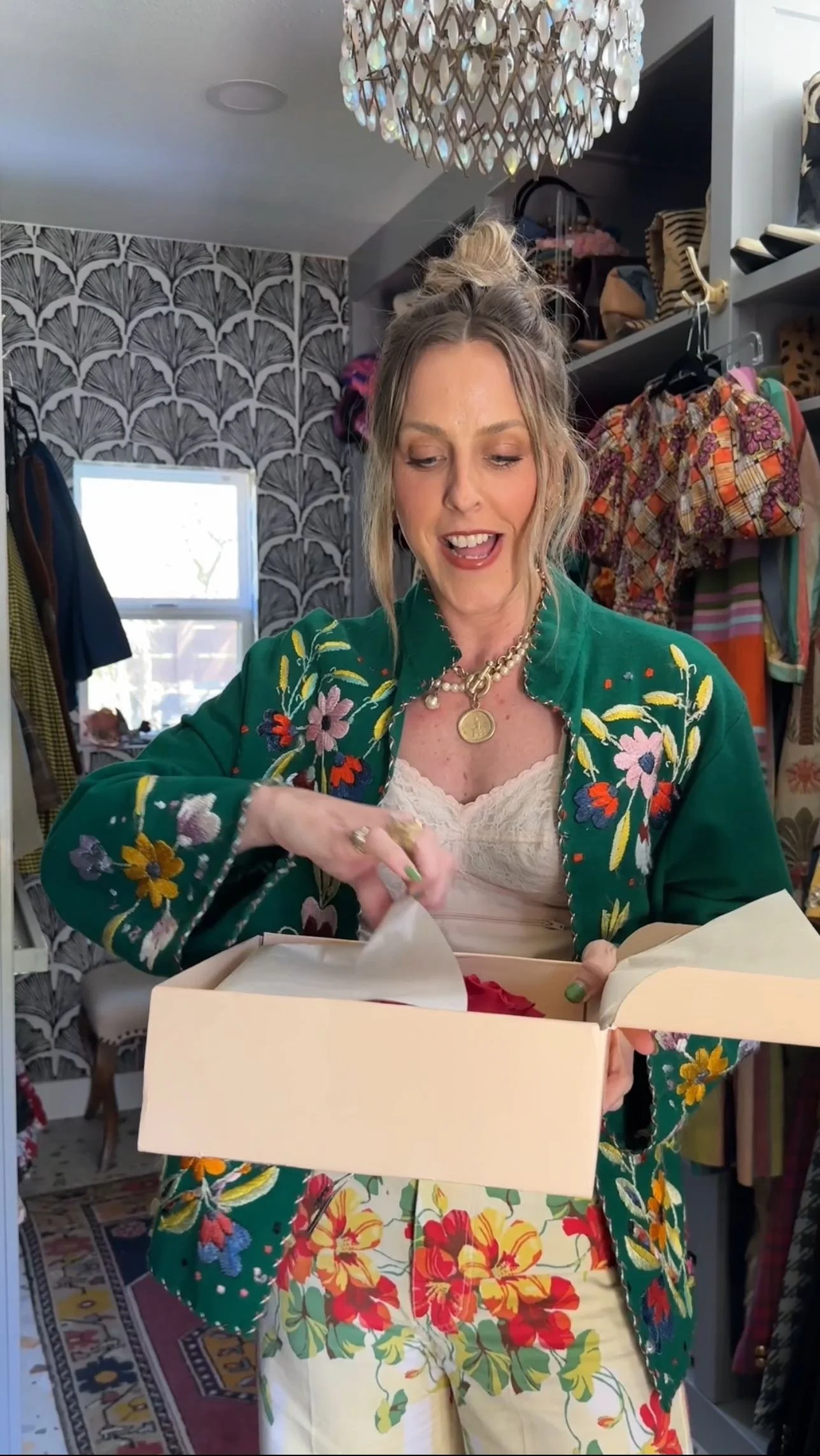 OUTFITS — B. Jones Style