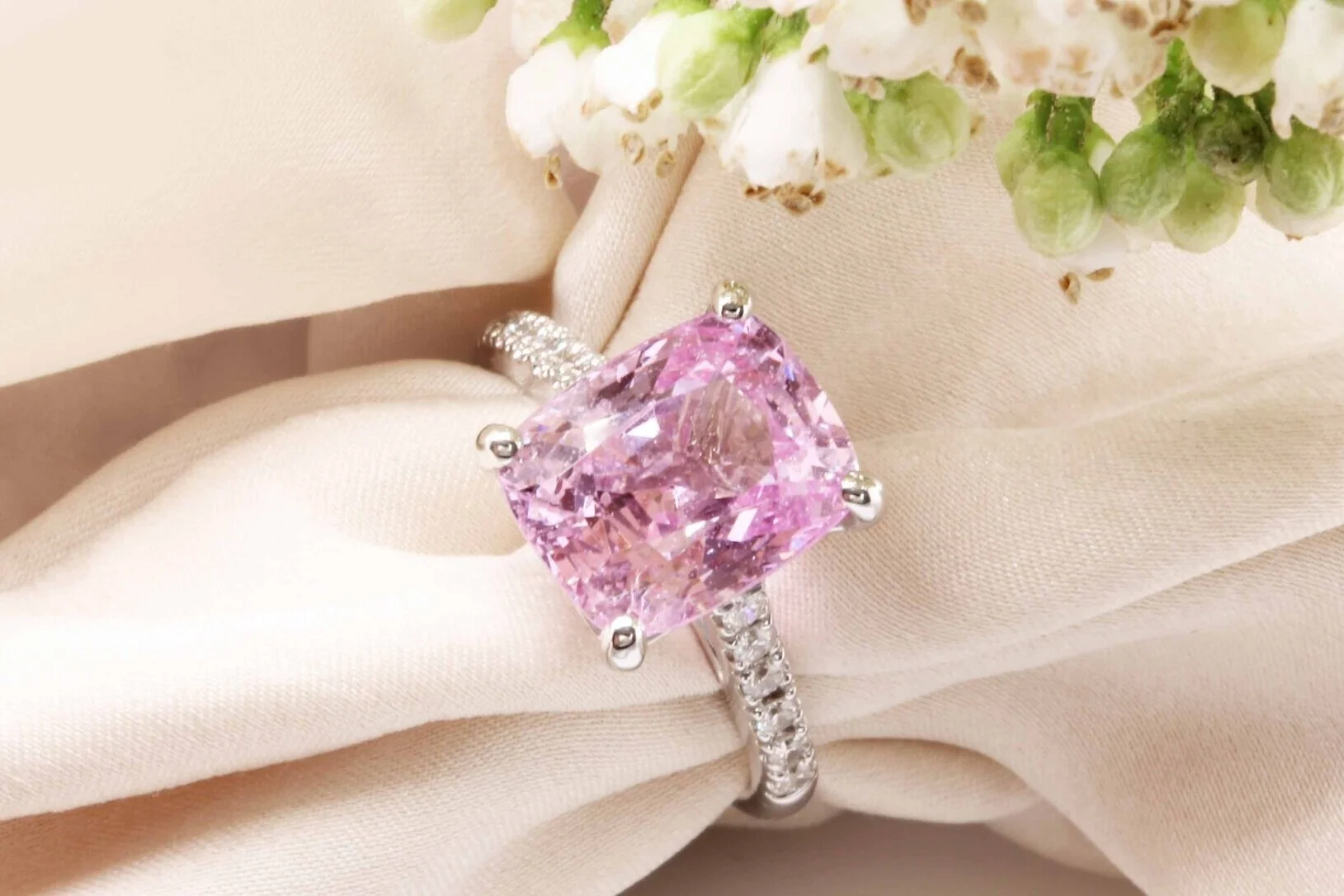 Hatton Garden Jewellers | Diamonds | Holts Gems London