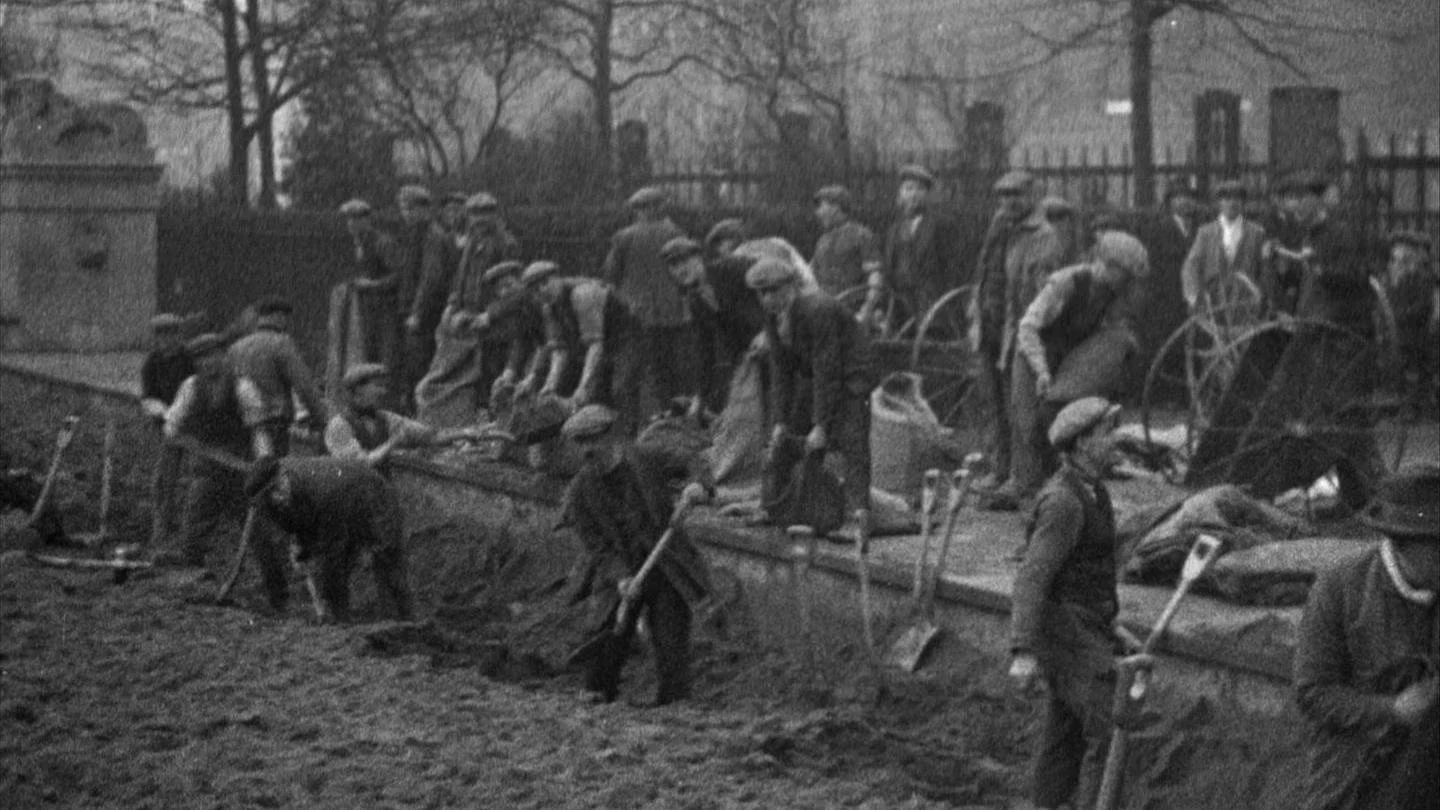 Great London Flood Disaster (1928) — Archives for Education