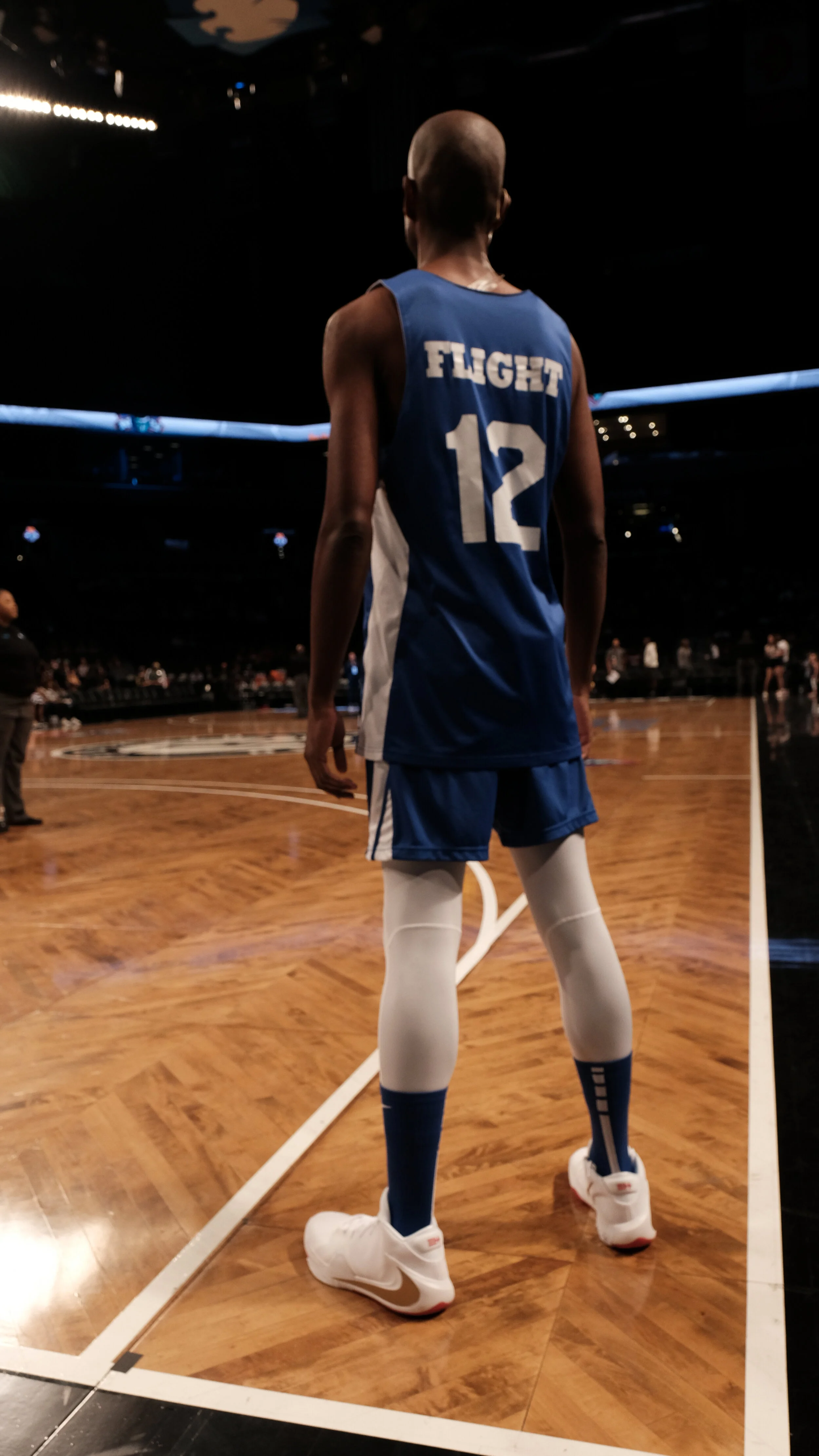 BOUNCE THE BASKETBALL OPERA