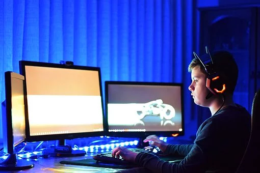 10 Tips To Help Improve Your Online Gaming Experience University XP