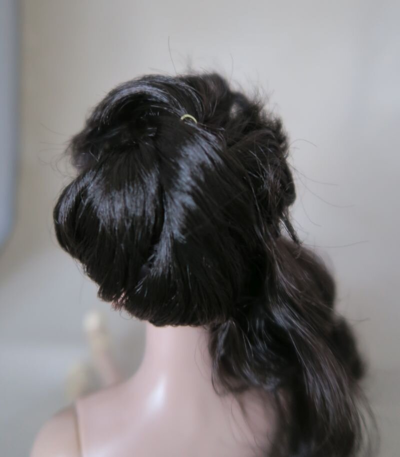 Grace's Holiday Updo Hairstyle Tutorial (With Pictures) | Robert Tonner ...