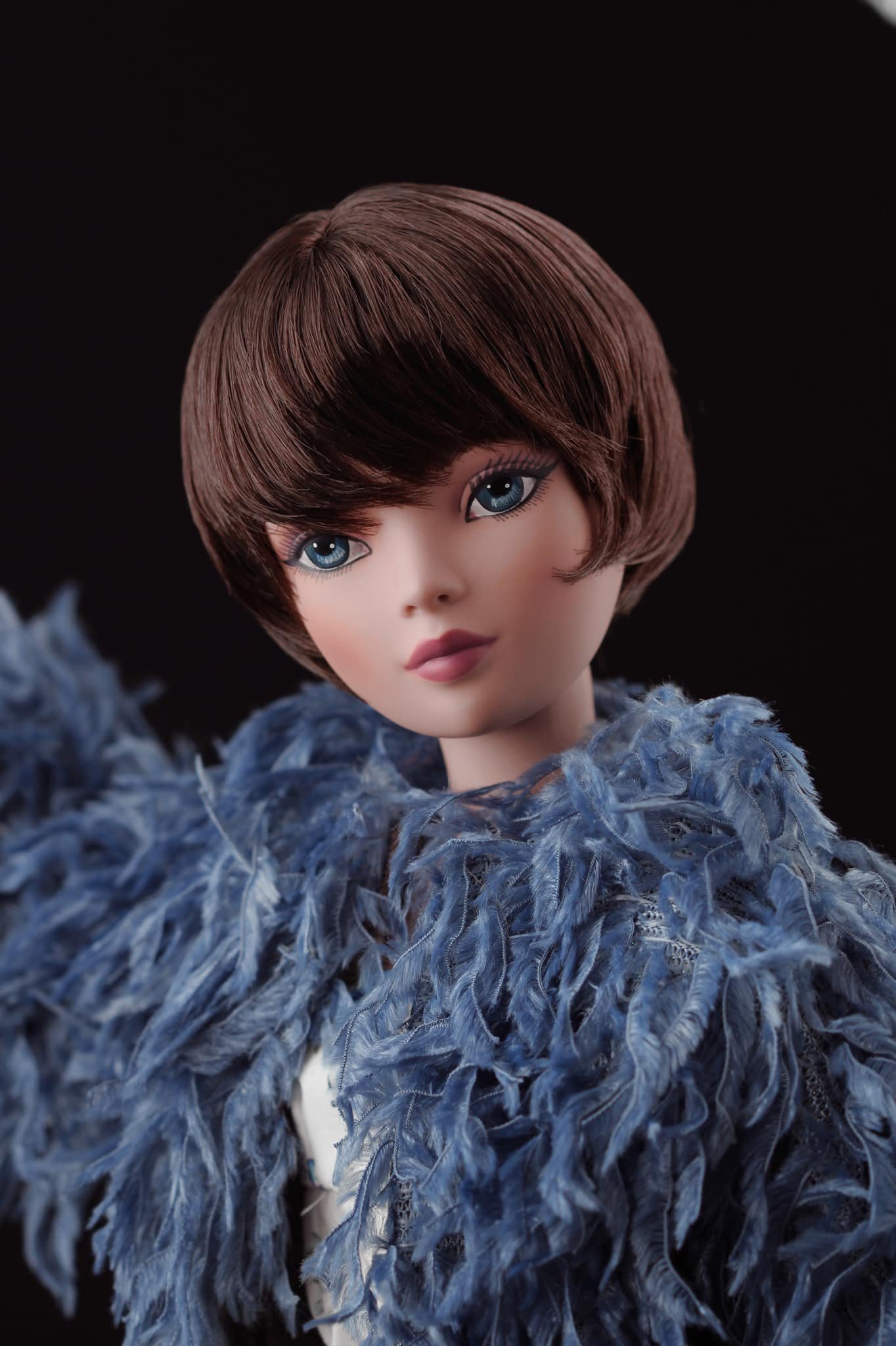 Ellowyne and Neema Boutique — Virtual Doll Convention