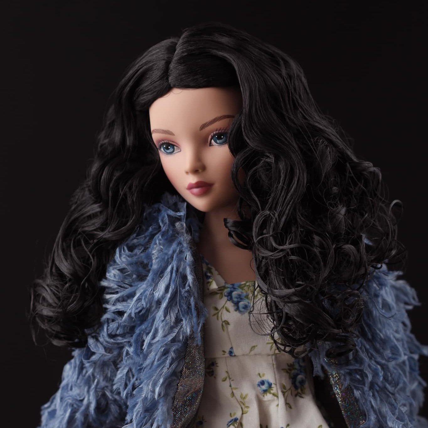Ellowyne and Neema Boutique — Virtual Doll Convention