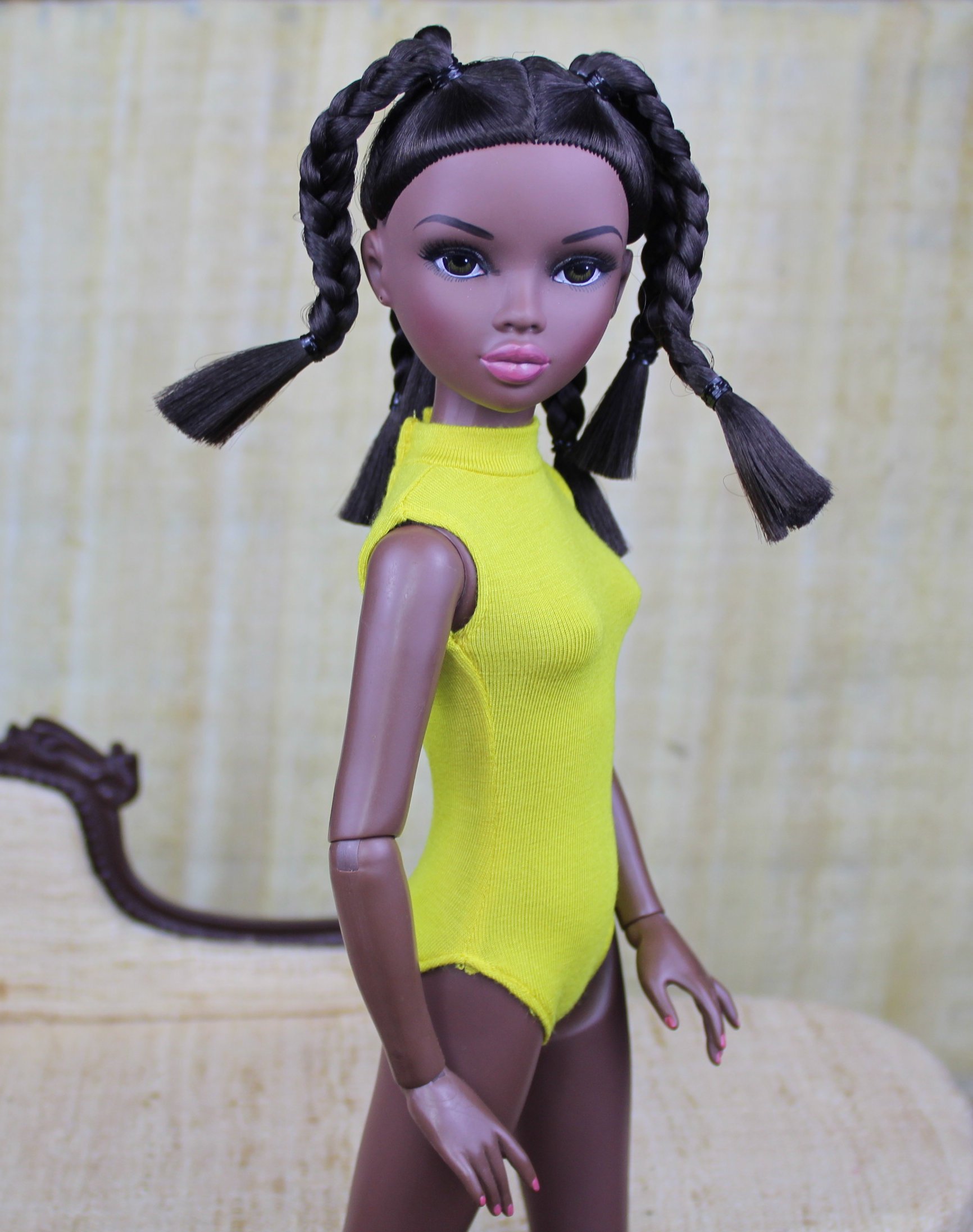 Ellowyne and Neema Boutique — Virtual Doll Convention