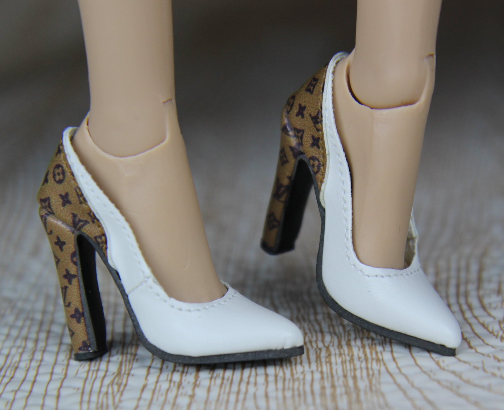 Sunny Daisy Pumps for Grace — VDC