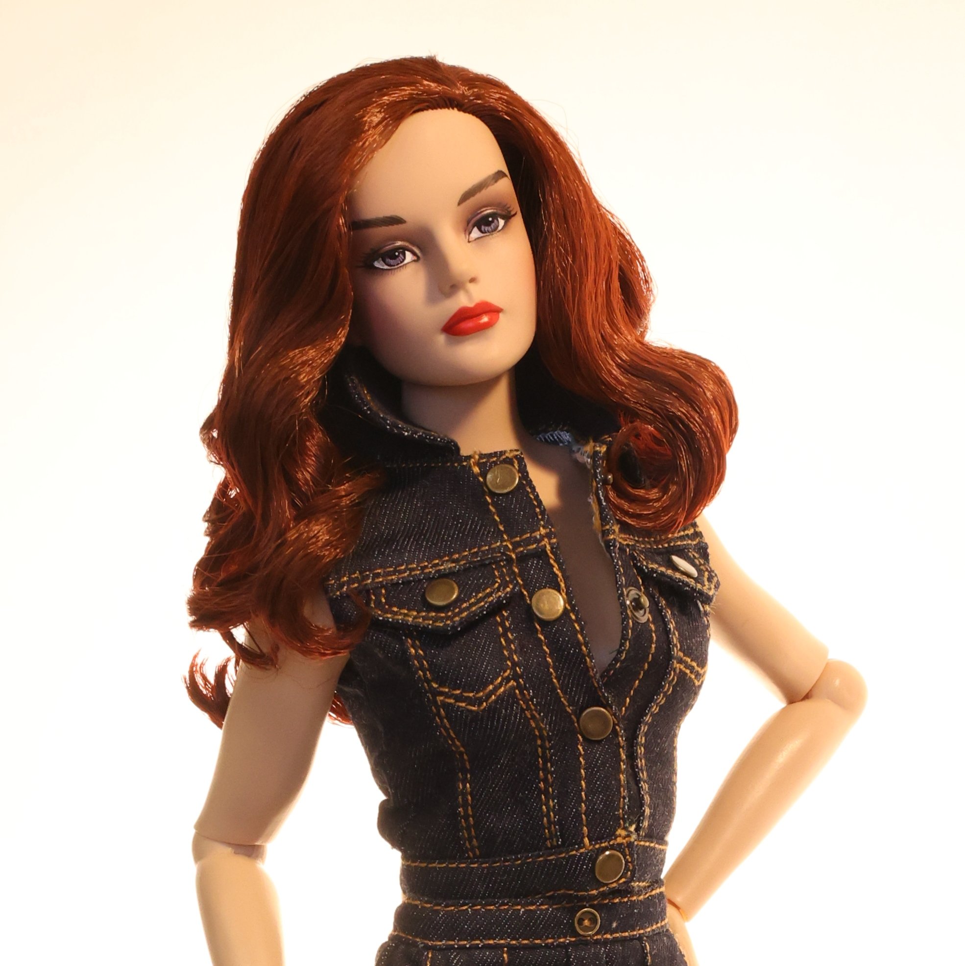 Virtual Doll Convention