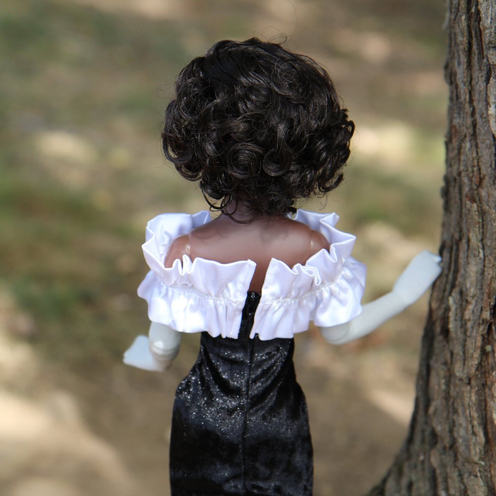 Retro Chic 1960s-Inspired Paper Dresses for Gwen & Zee Dolls - Free ...