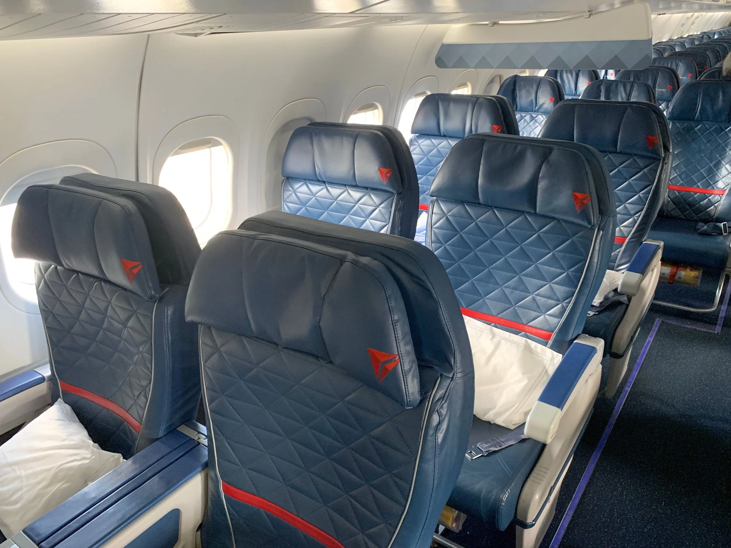 Boeing 717 Airtran Interior