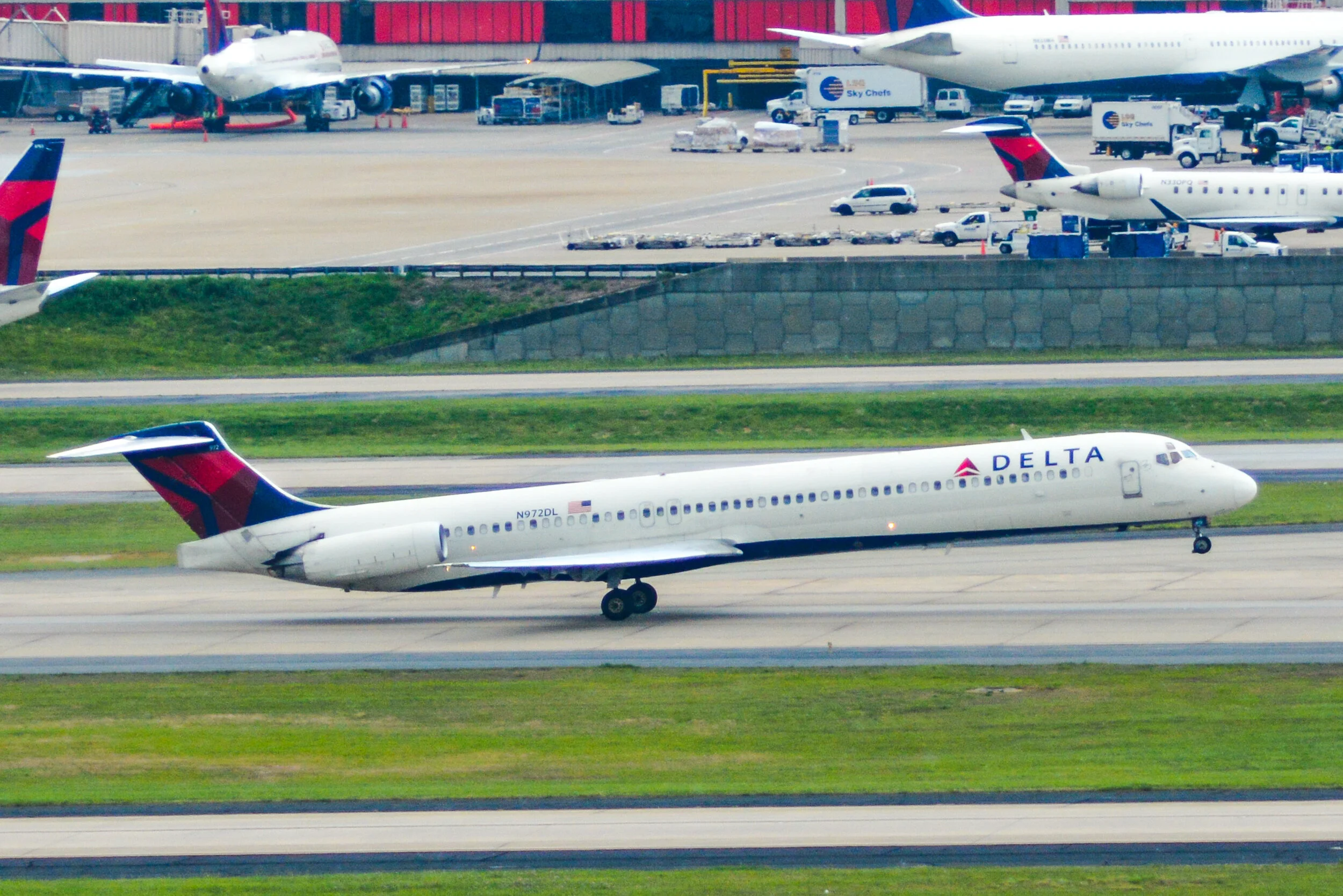 Delta Mcdonnell Douglas Md 80