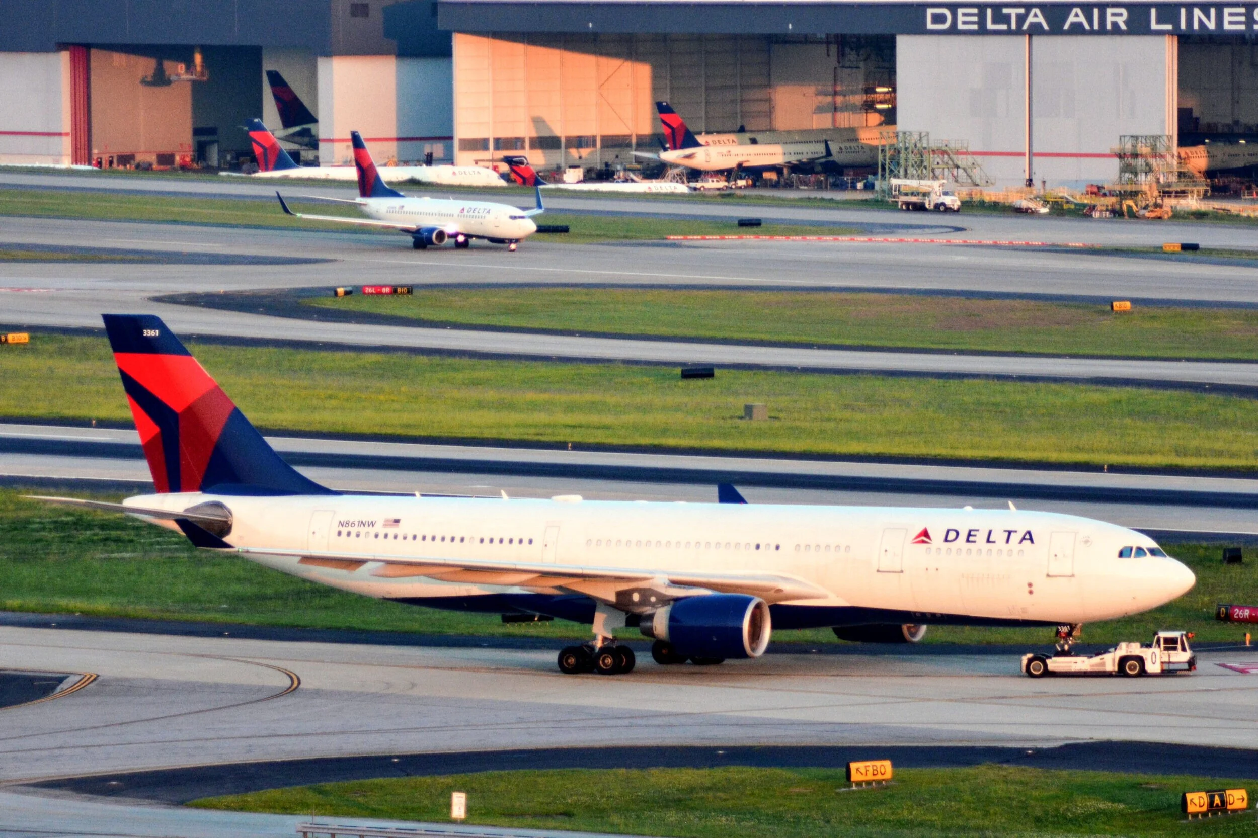 Delta Airlines A340