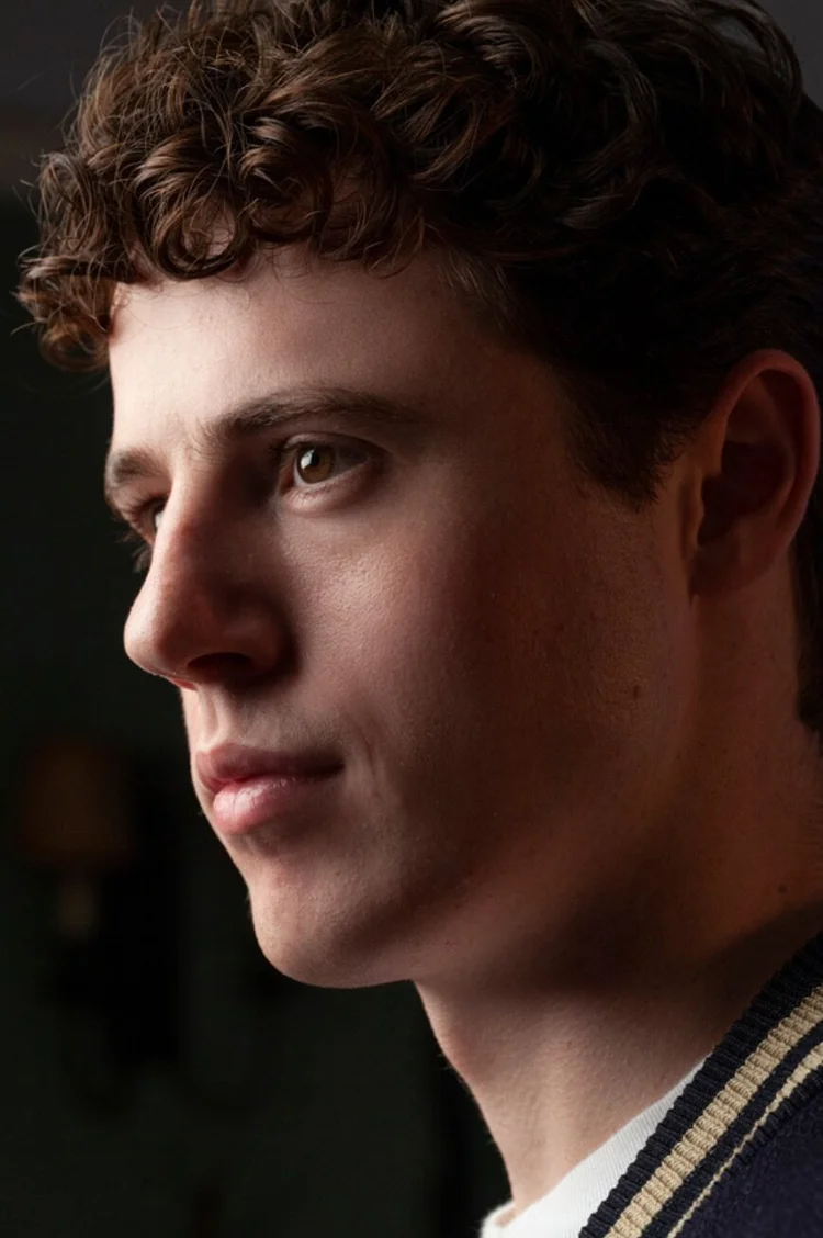 HEADSHOTS — NICHOLAS STOESSER