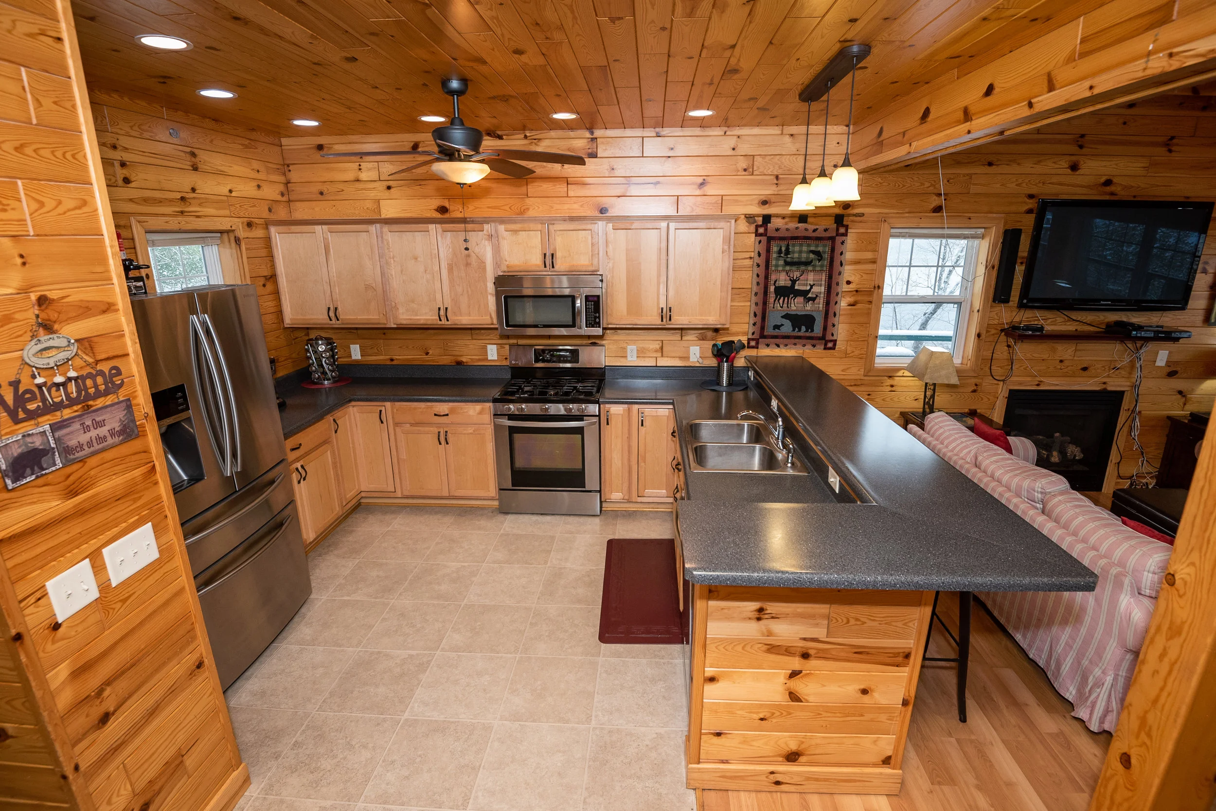 Knotty Pine Kitchen Small Cottage Designs Hickory Shaker Kitchen