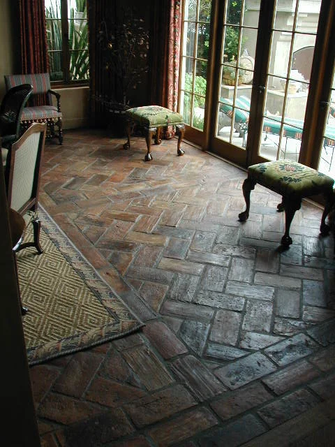 ANTIQUE TC TILES TUSCAN RED — TRIDENTUM