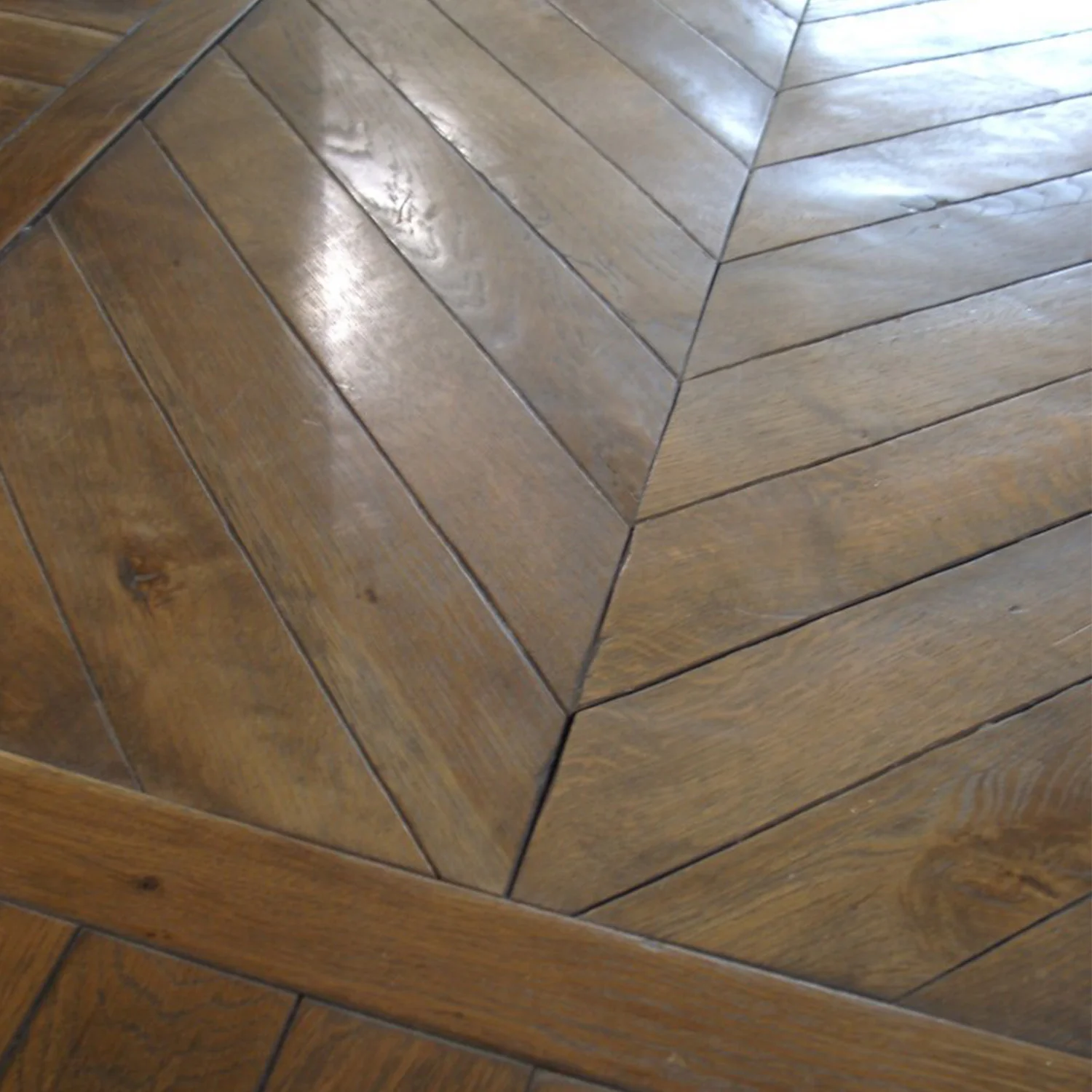 CHEVRON — TRIDENTUM