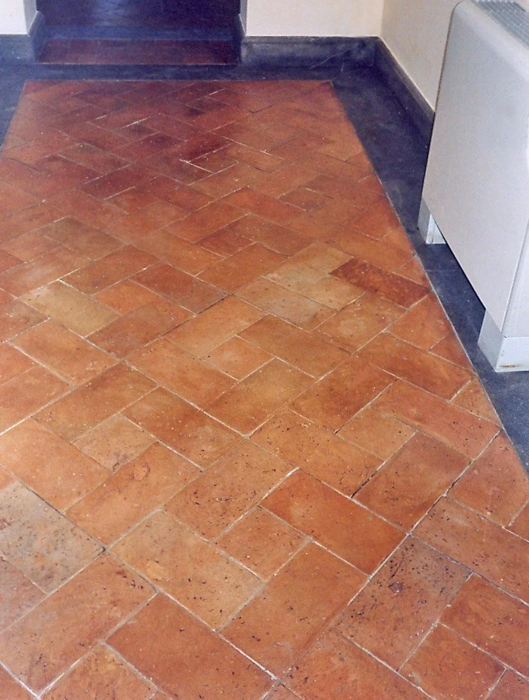 ANTIQUE TC TILES TUSCAN RED — TRIDENTUM