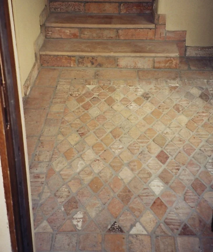 ANTIQUE TC TILES TUSCAN RED — TRIDENTUM