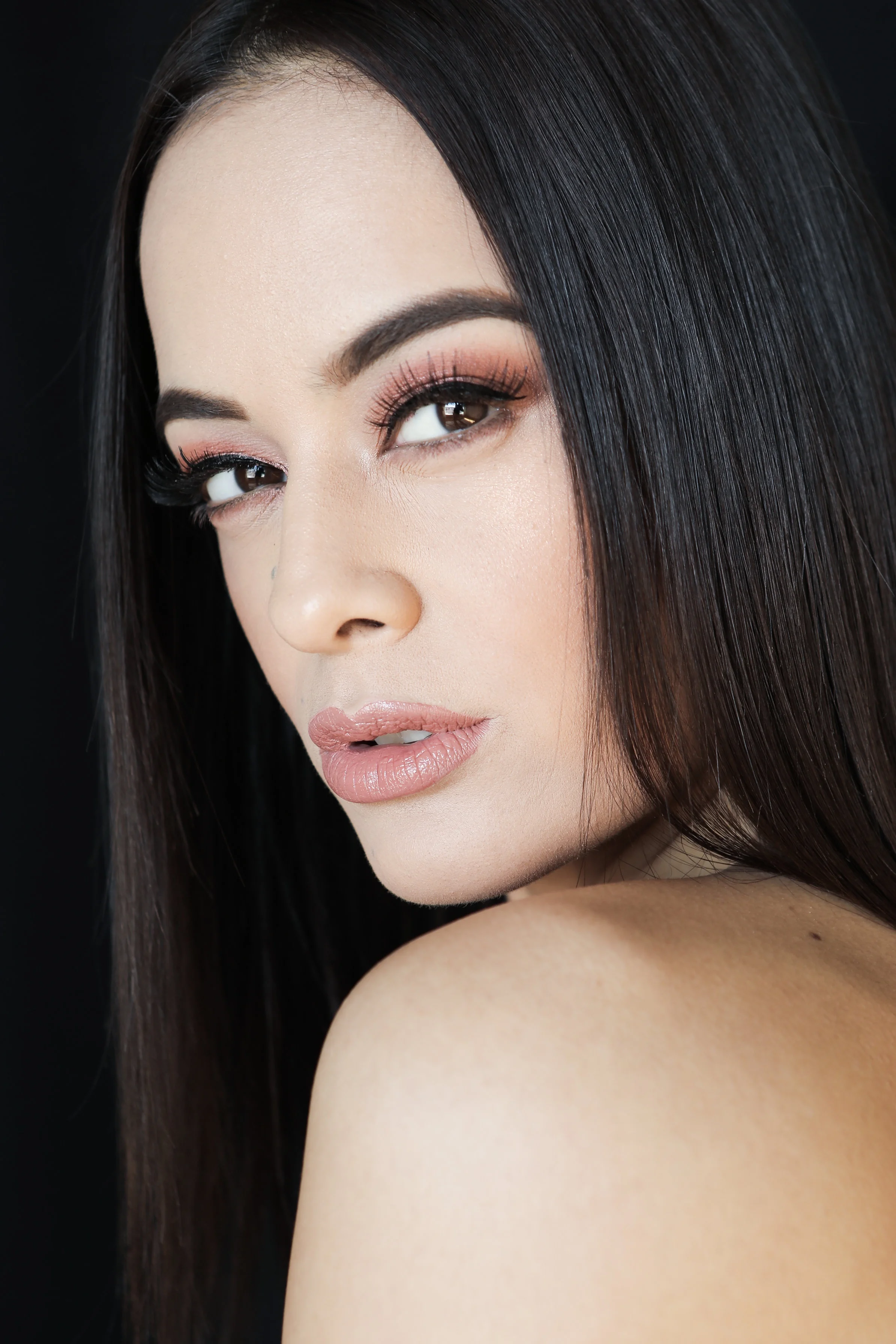 BELLA MODEL MANAGEMENT