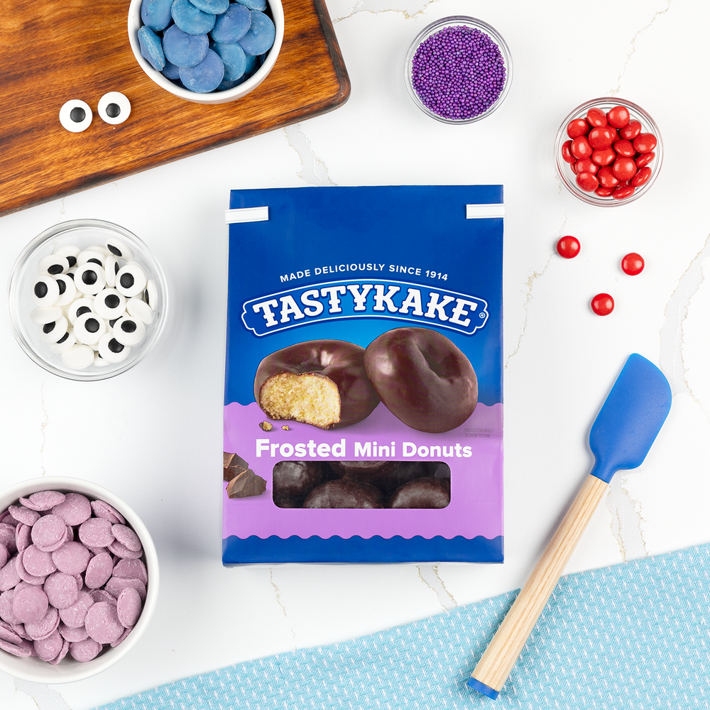 Mini Donut Bookworms — Tastykake