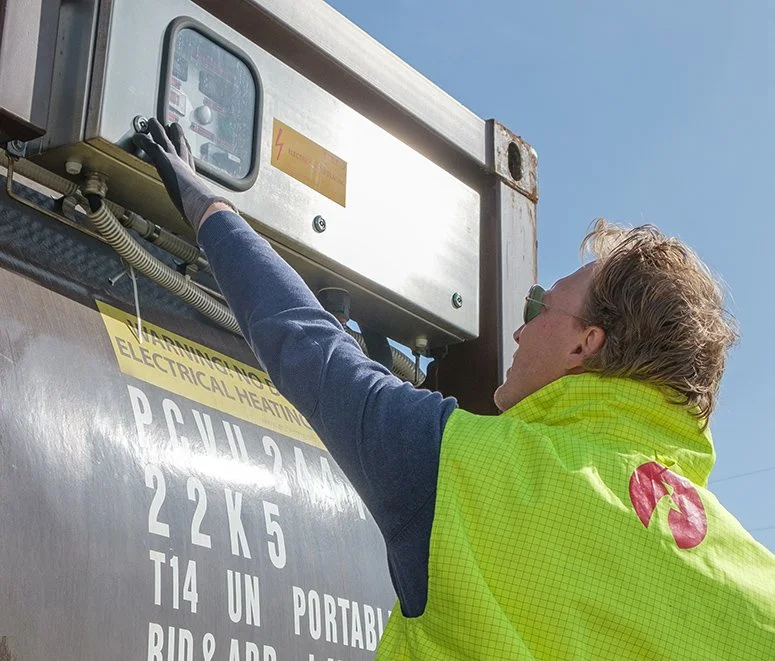 REEFER for battery electrolytes — PEACOCK - Container Leasing