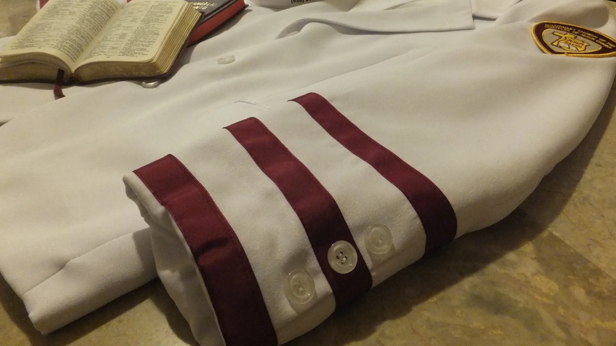 Nuestro Uniforme — MISSIONARY CHURCH OF THE DISCIPLES OF JESUS CHRIST
