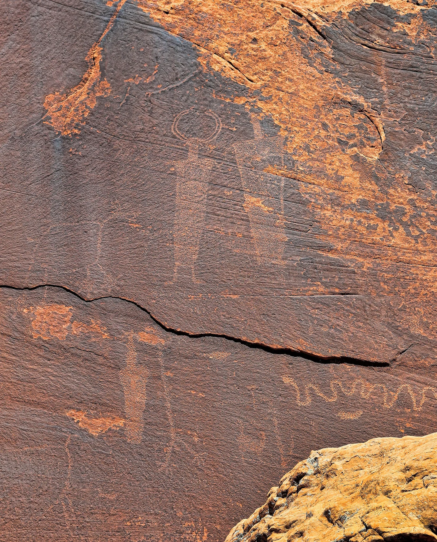 The Dark Angel petroglyph panels... — GEOPHOTOSCAPES