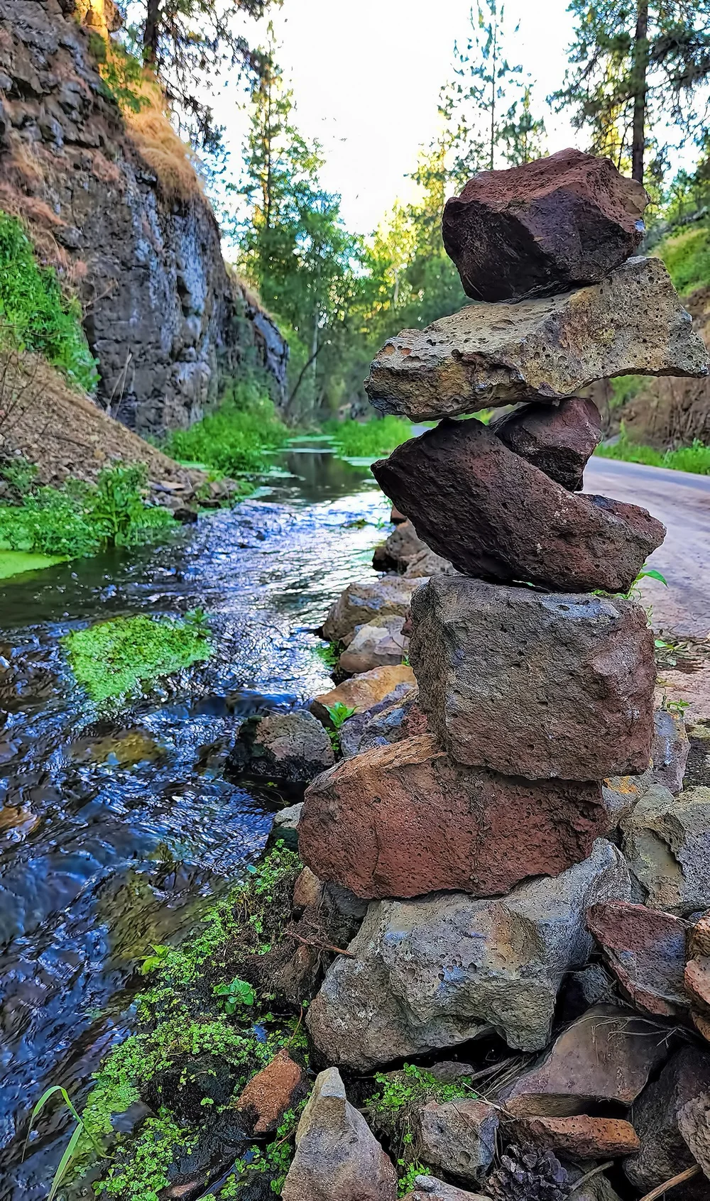 A mysterious rock stacker... — GEOPHOTOSCAPES