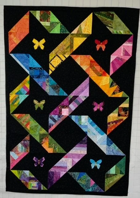 Over 40 Scrappy HST Triangle Quilt Layout Ideas! | Leila Gardunia Quilt ...