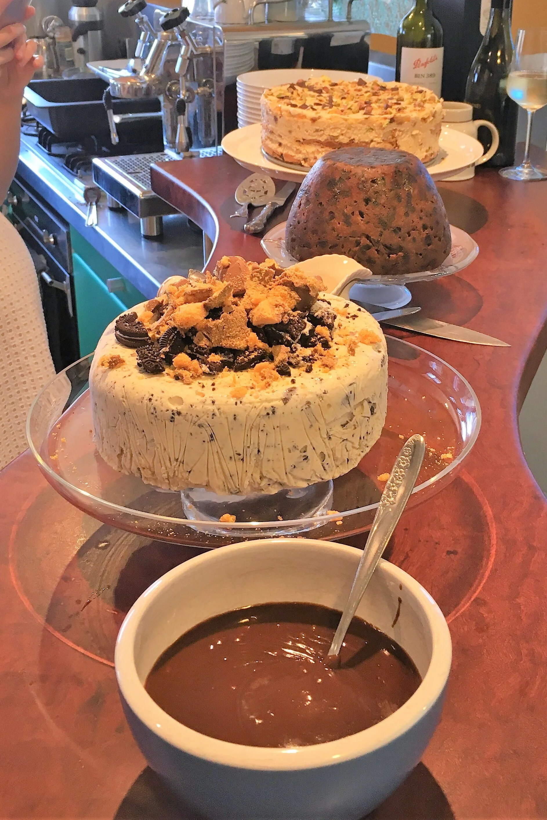 How to enjoy all eating occasions — Holly Charlton Dietitian