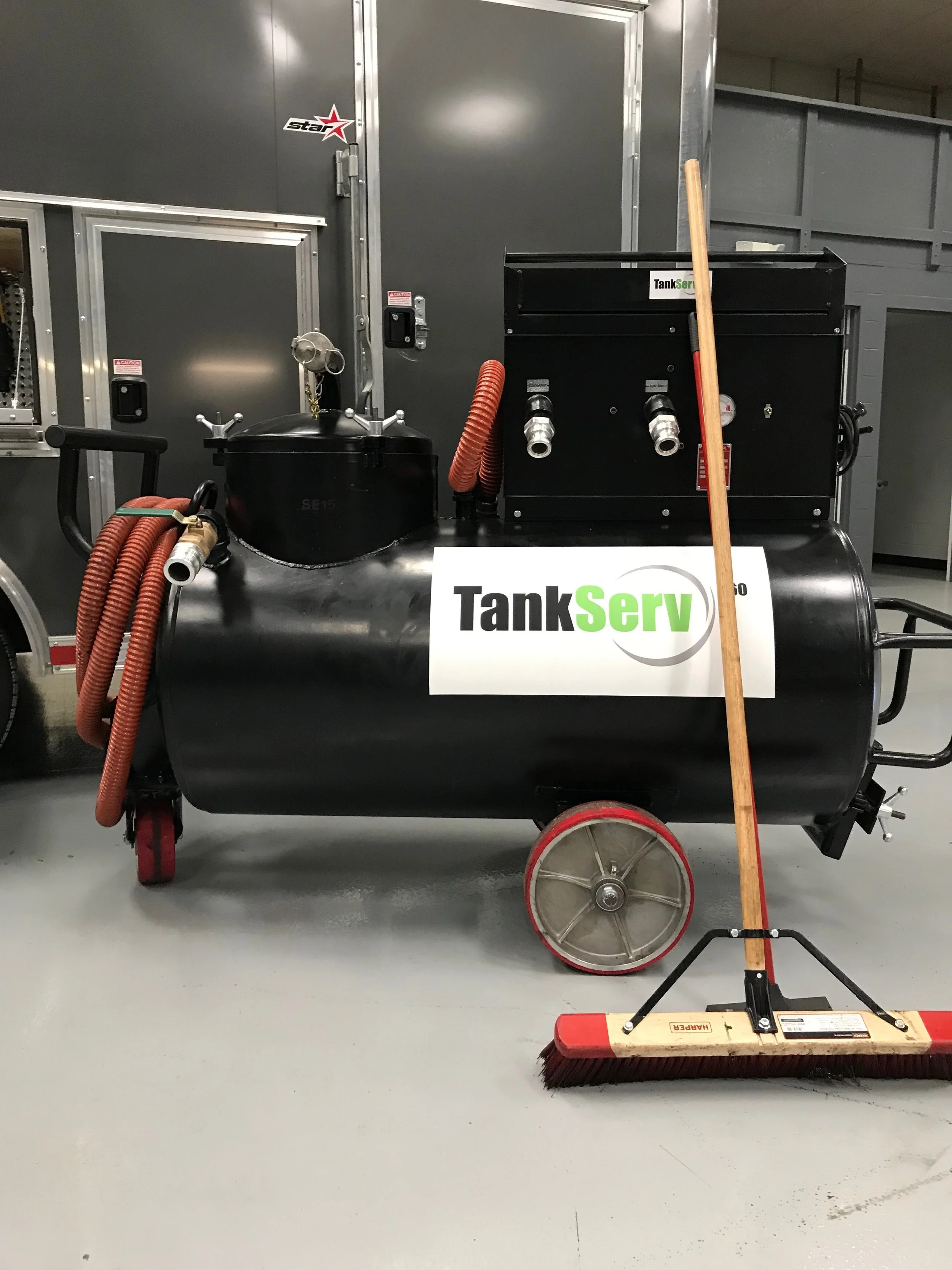 TankServ360's Cleaning Process- How to Clean your Industrial Machine