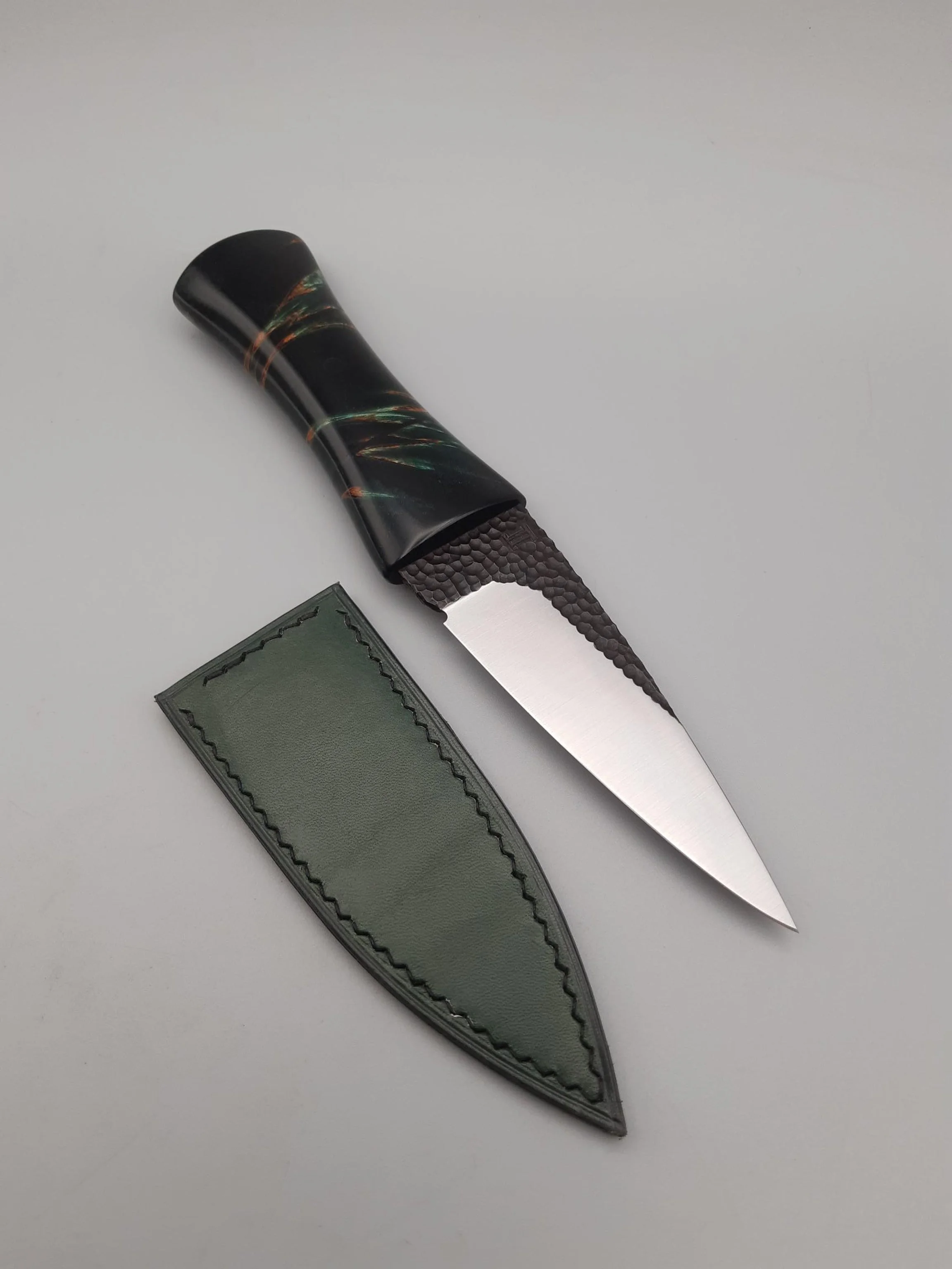 Available Knives — Gemini Bespoke Knives