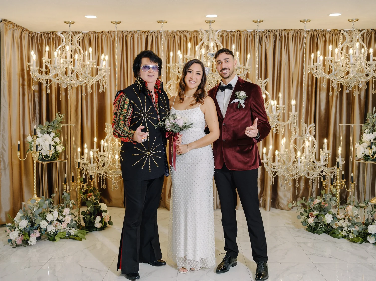 Elvis Wedding Packages in Las Vegas | Elvis Minister