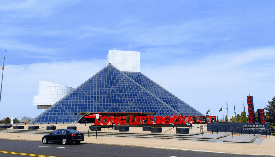 Rock and Roll Hall of Fame Maze - Maze Artwork — Free Printable Mazes ...