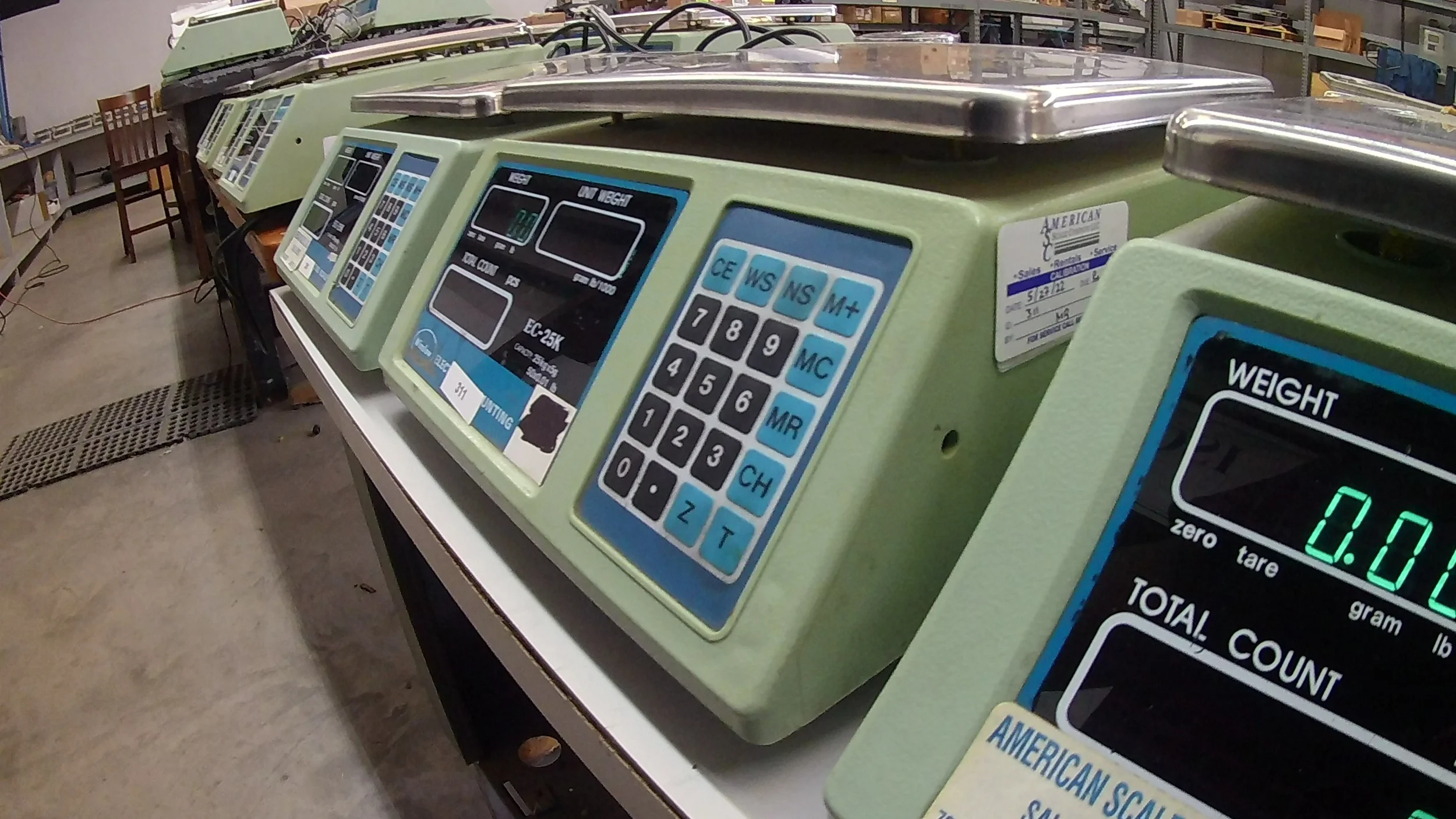 A Comprehensive Guide to Buying an Industrial Counting Scale — ASC