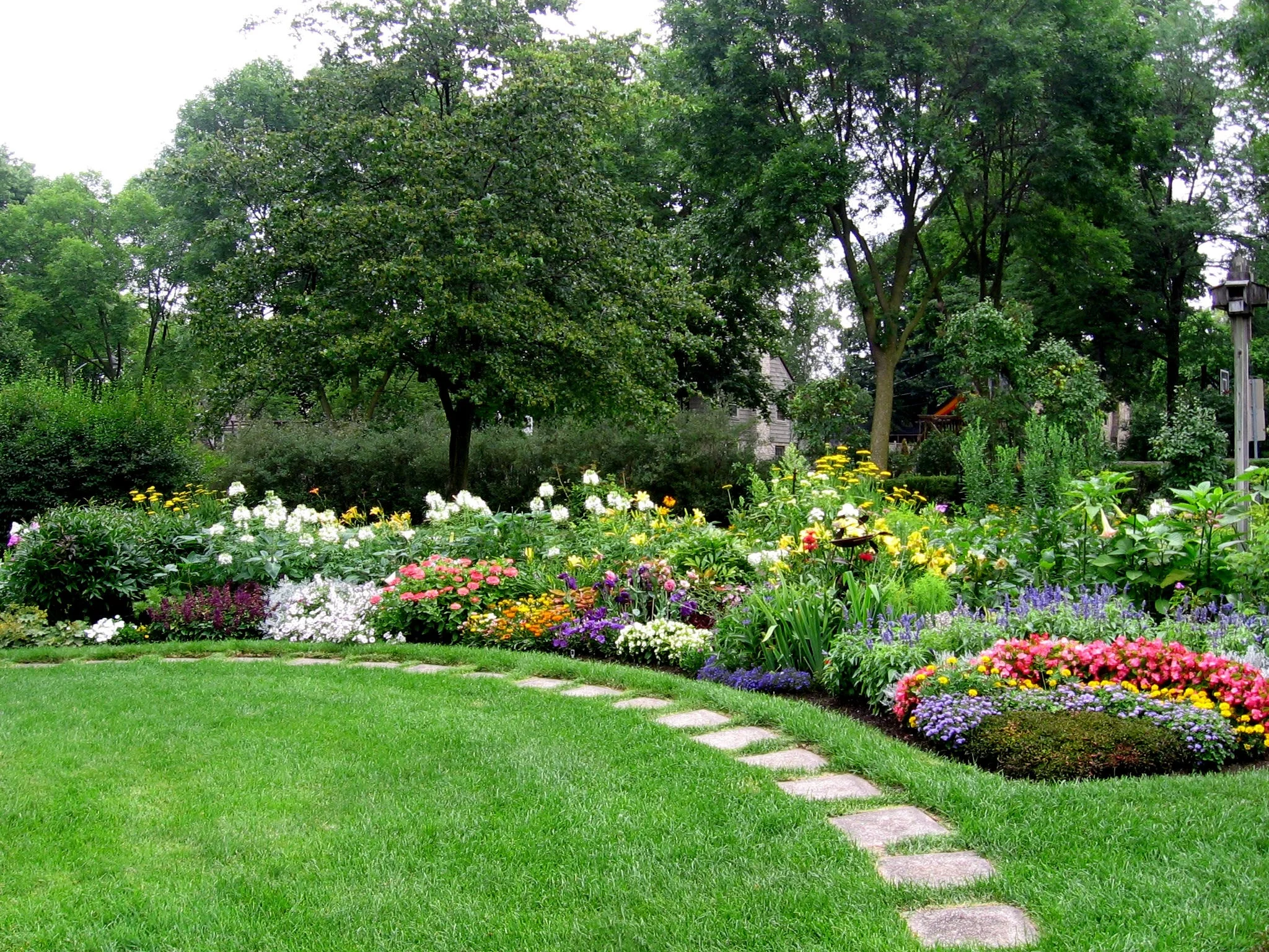 Kneeland-Walker House & Grounds — Wauwatosa Historical Society