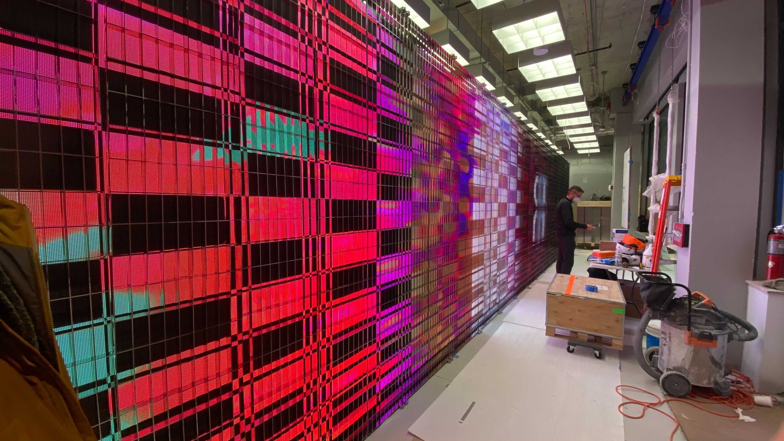 5TEN VISUALS—ON | NYC Flagship Store