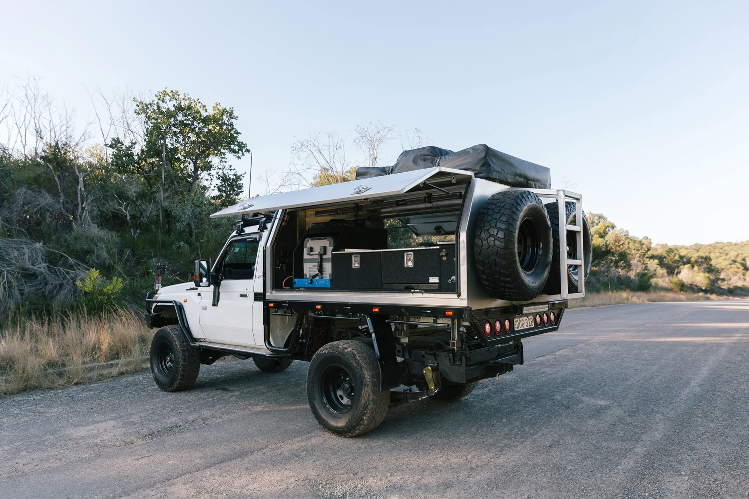 2010 Toyota Landcrusier 79 Series — Sunday Garage The Four Wheel Drive ...