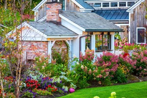 Downtown Manchester, VT Inn | Stay at the Barnstead Inn