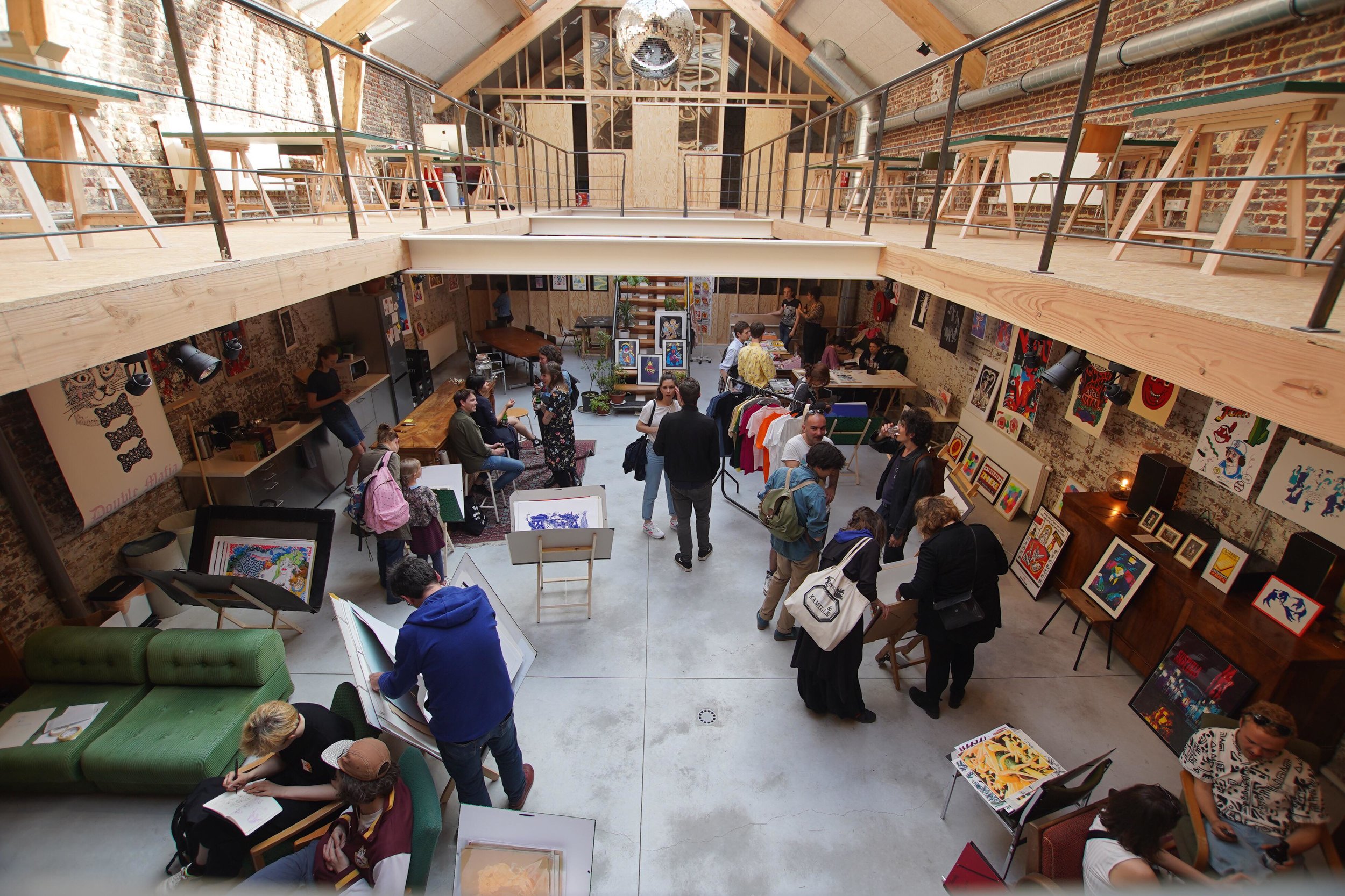 P A L A Z Z O - CREATIVE WORKSPACE IN BRUSSELS