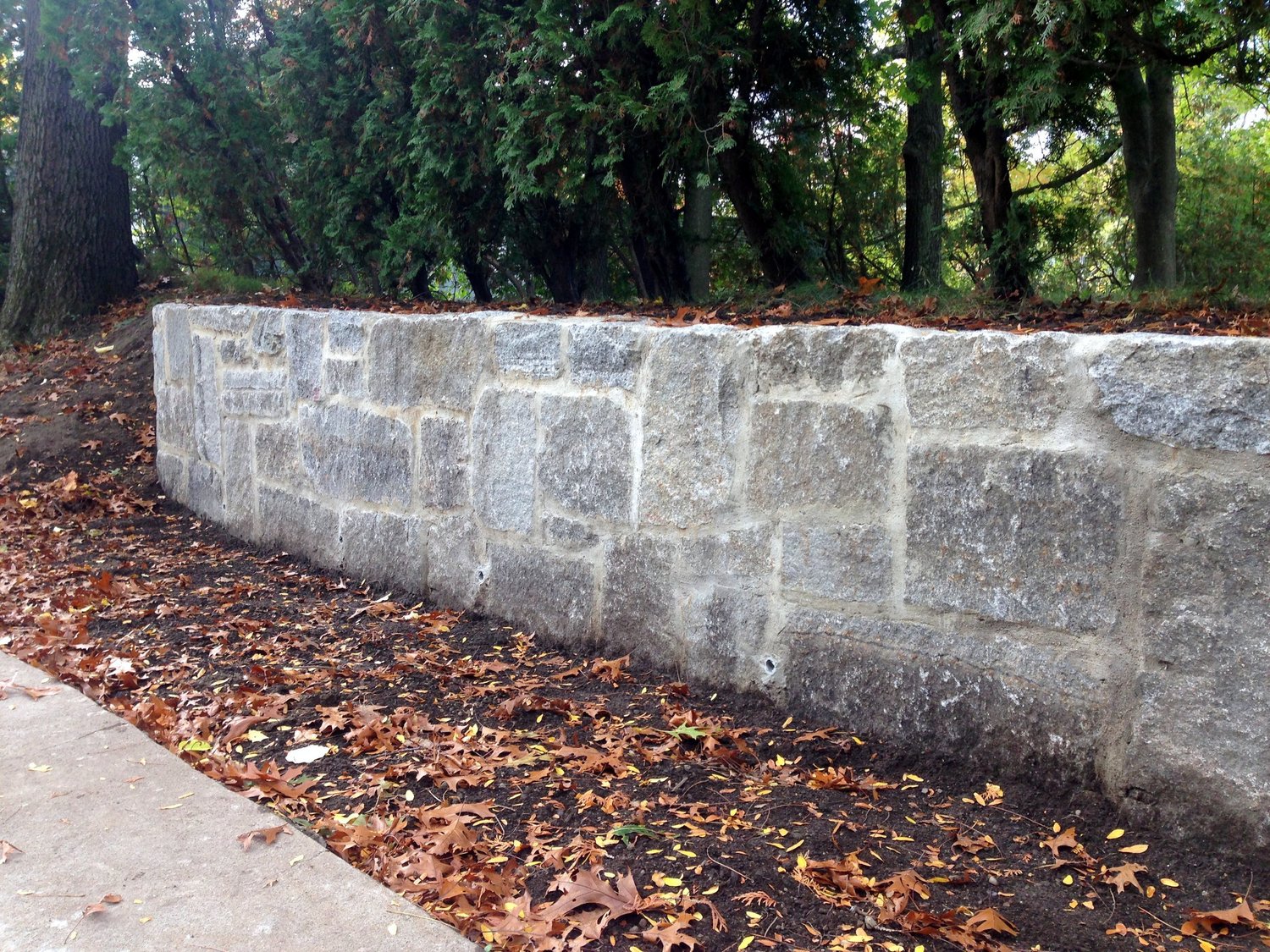 How a Retaining Wall Can Transform Your Concord and Needham, MA Home | Premier Pavers ...