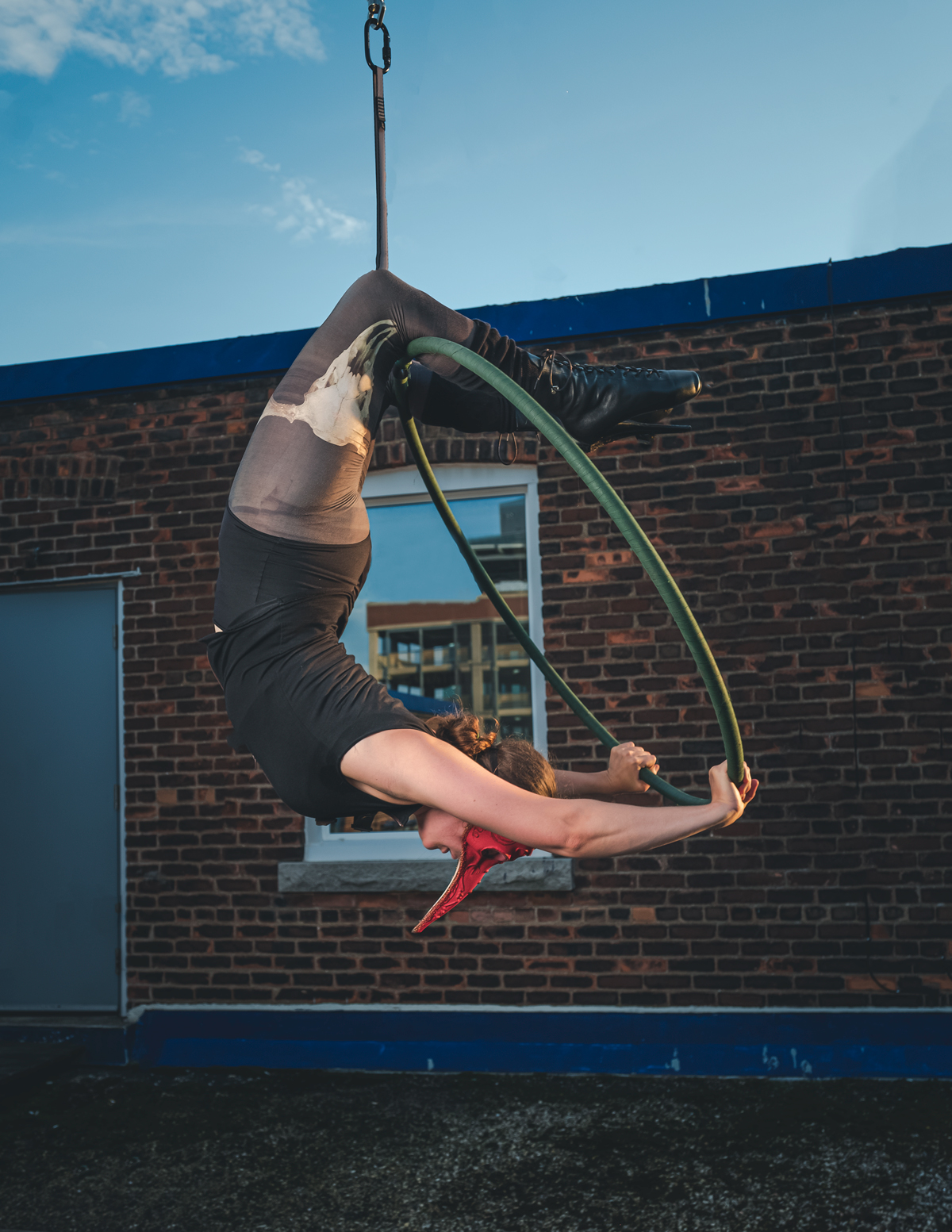 flying acrobatics — serpentȳl: the art of Sara Lou Stuart